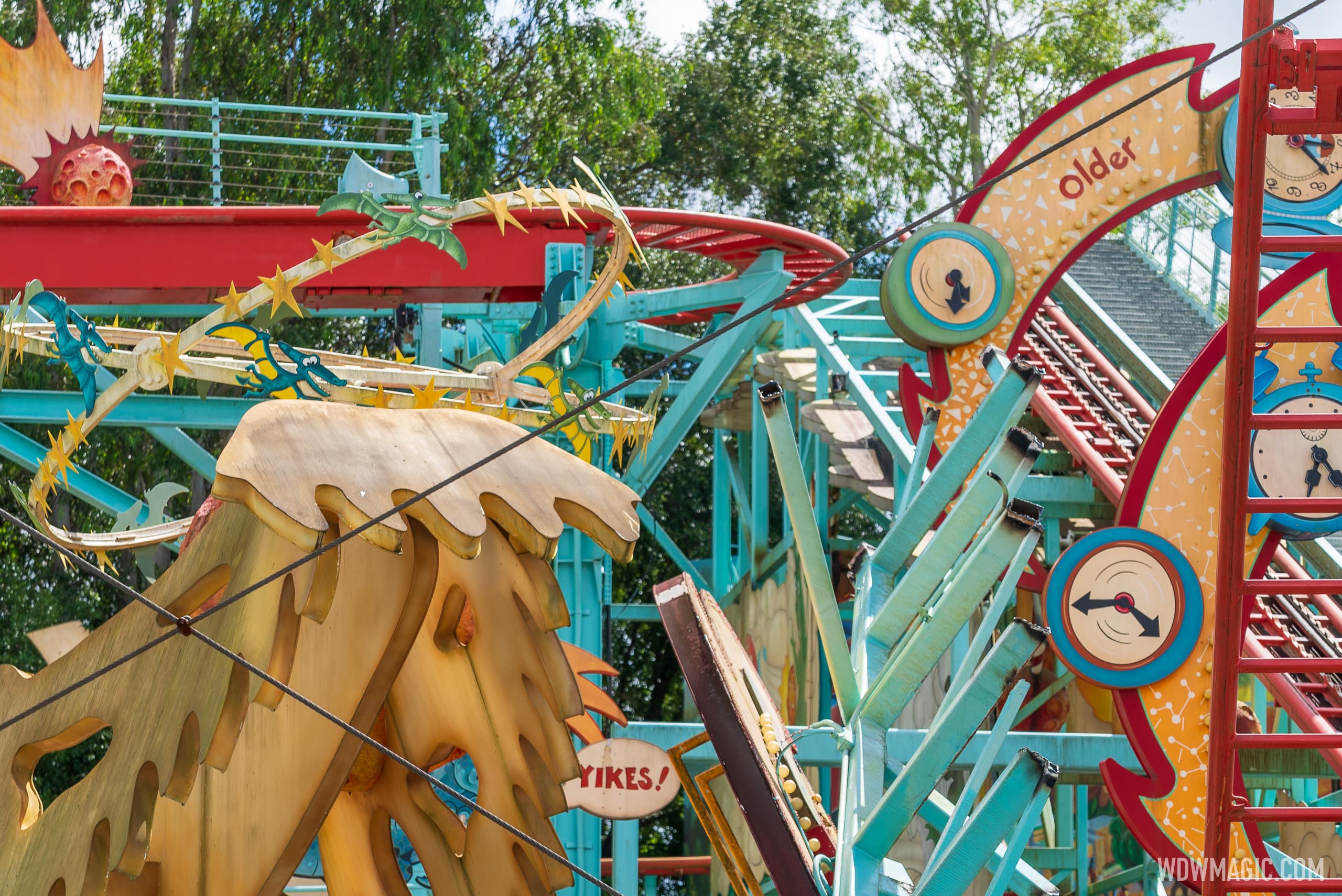 Primeval Whirl demolition - September 22 2021 - Photo 10 of 11