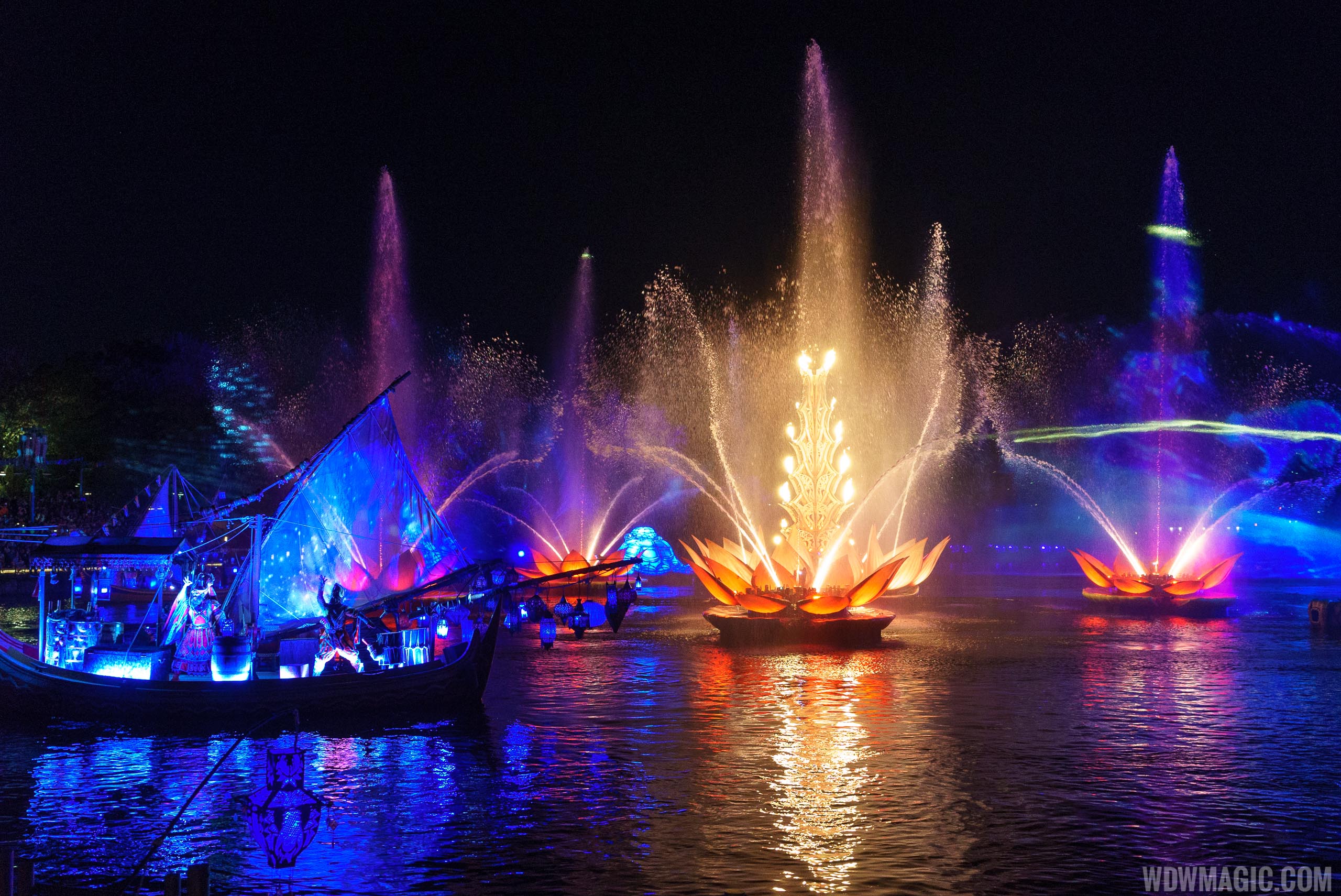 Rivers of Light show - Photo 19 of 21