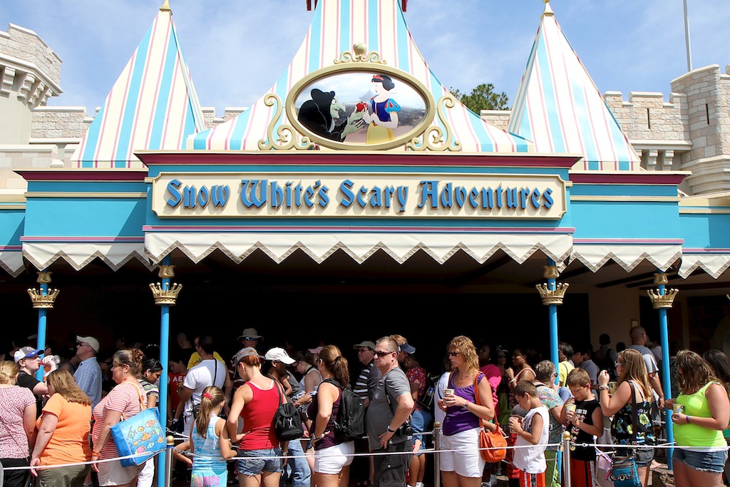 Video Final Day To Ride Snow Whites Scary Adventures In The Magic