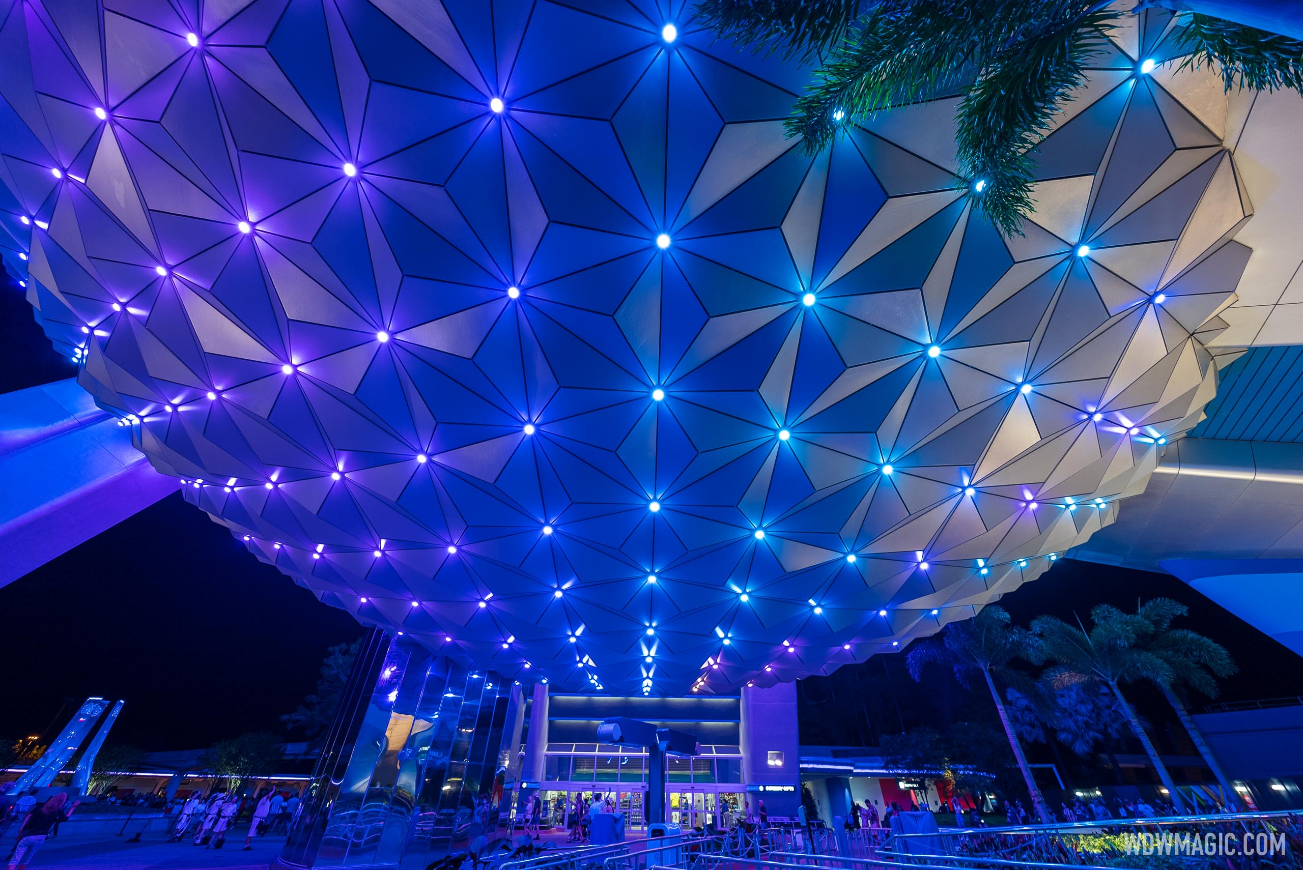 Spaceship Earth new lighting design with points of light - Photo 6 of 13