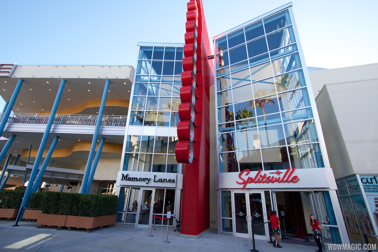 Opening day inside Splitsville - Photo 2 of 48