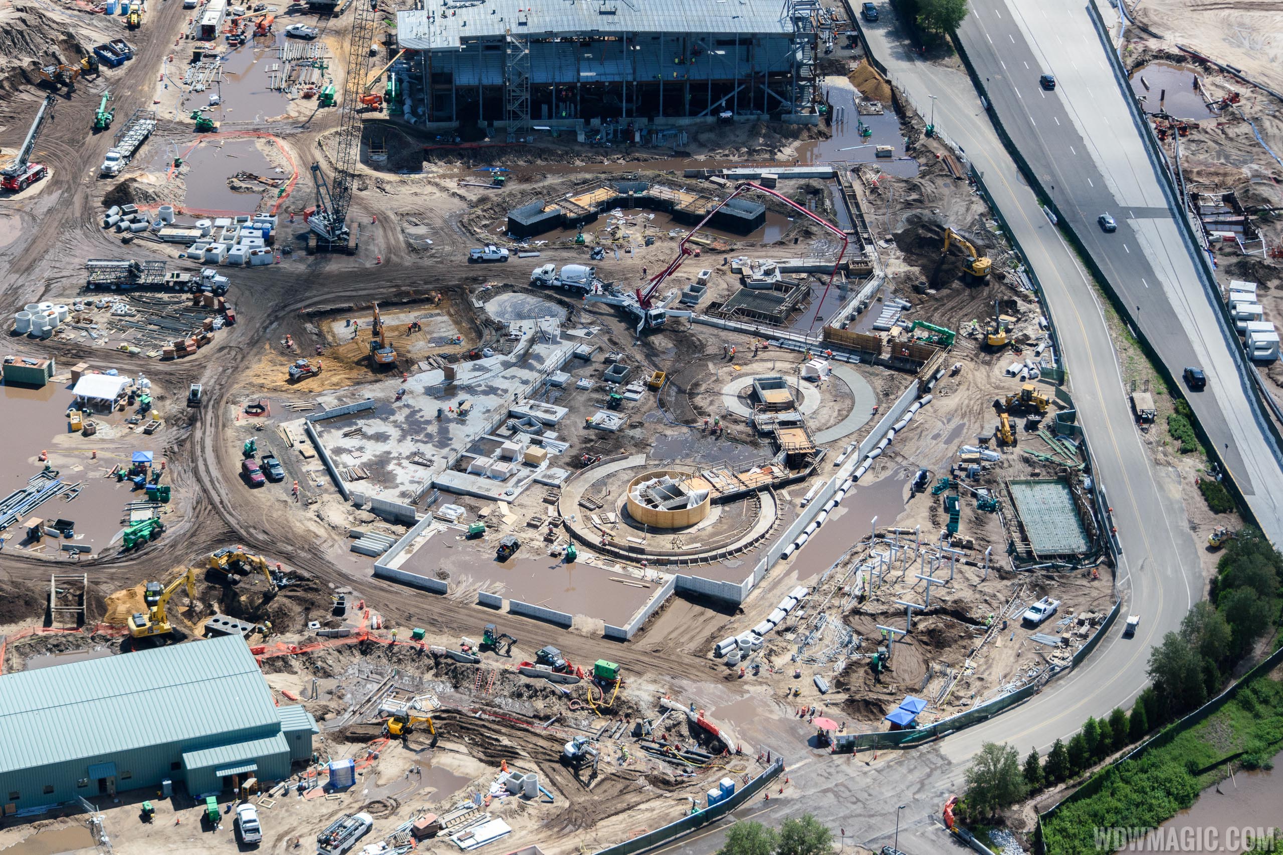 Star Wars Galaxy's Edge construction aerial views - Photo 5 of 12