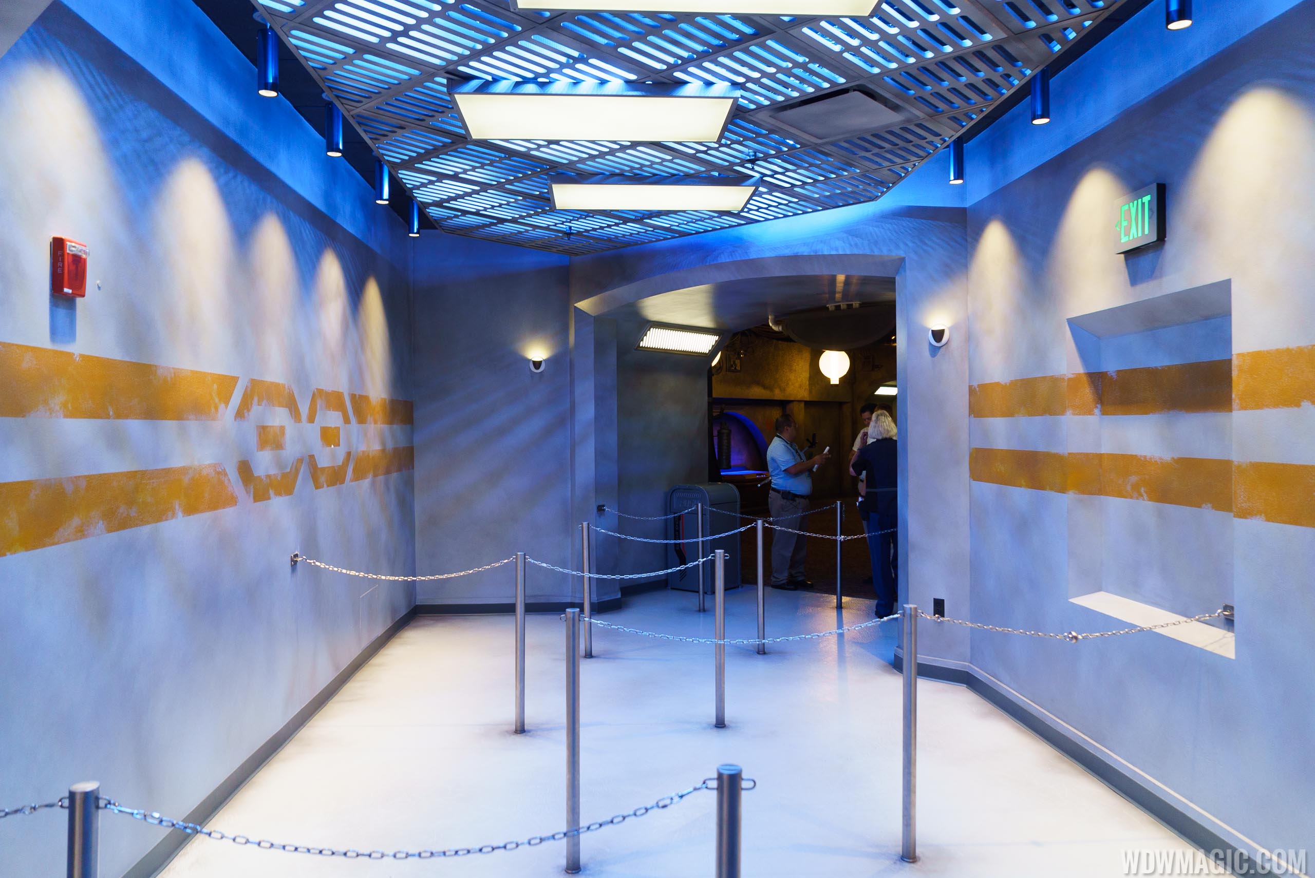 BB-8 meet and greet at Star Wars Launch Bay - Photo 2 of 5