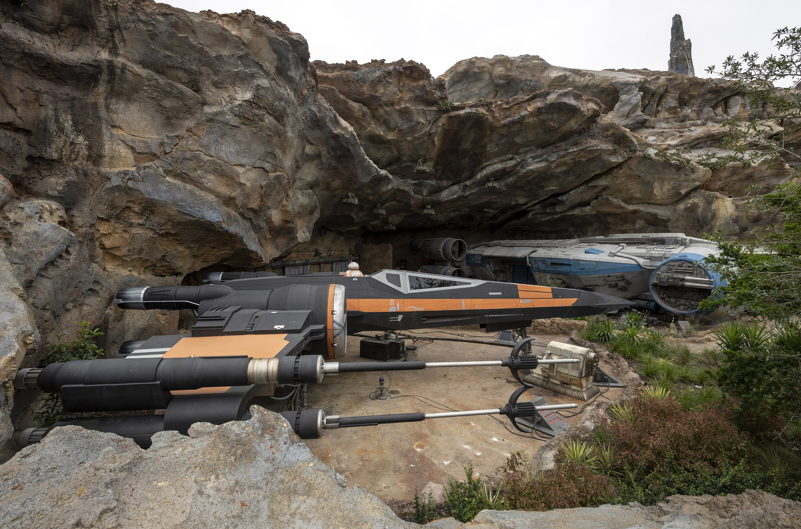 Inside the queue and ride of Star Wars Rise of the Resistance - Photo ...