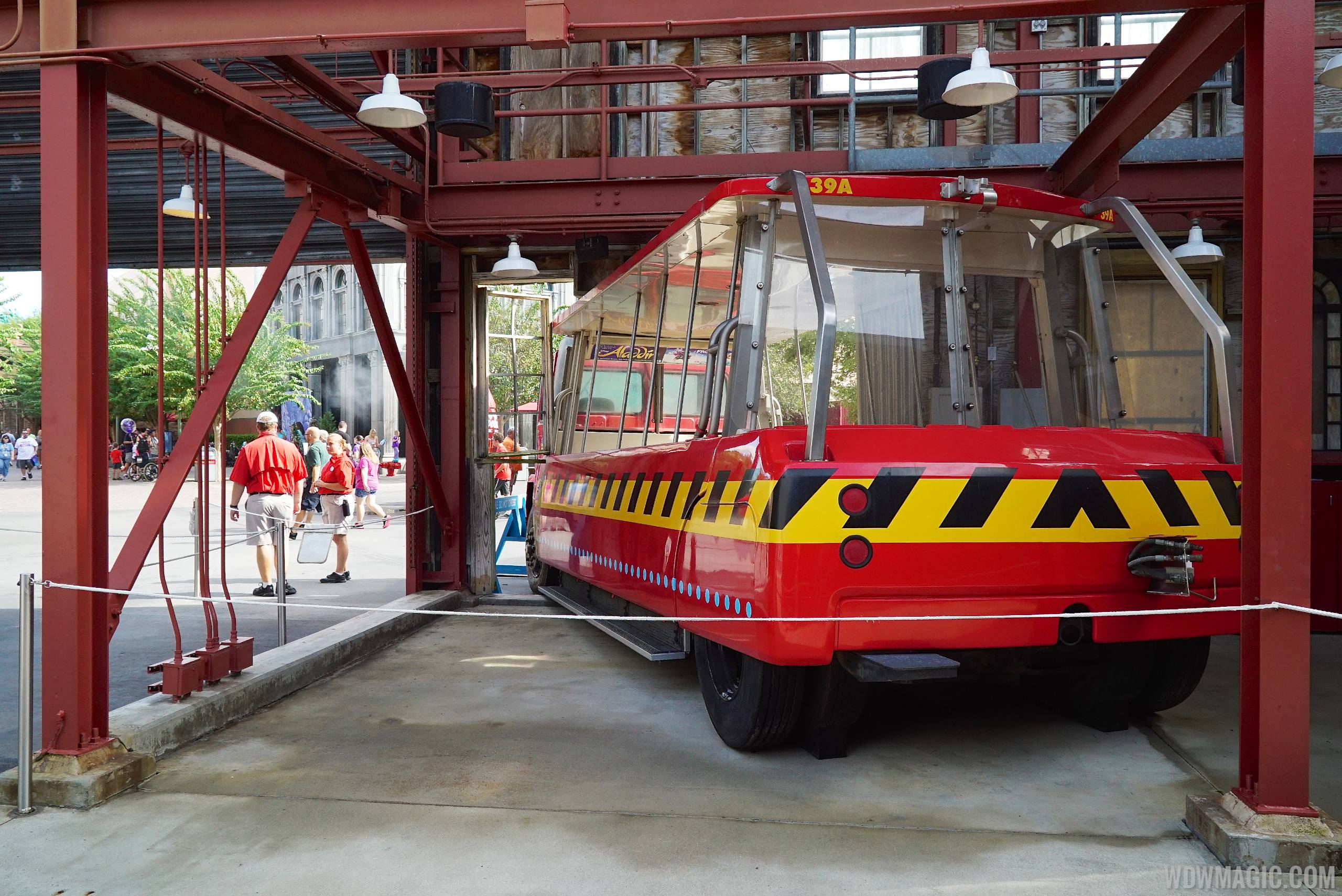 Studio Backlot Tour complete walkthrough - Photo 11 of 134