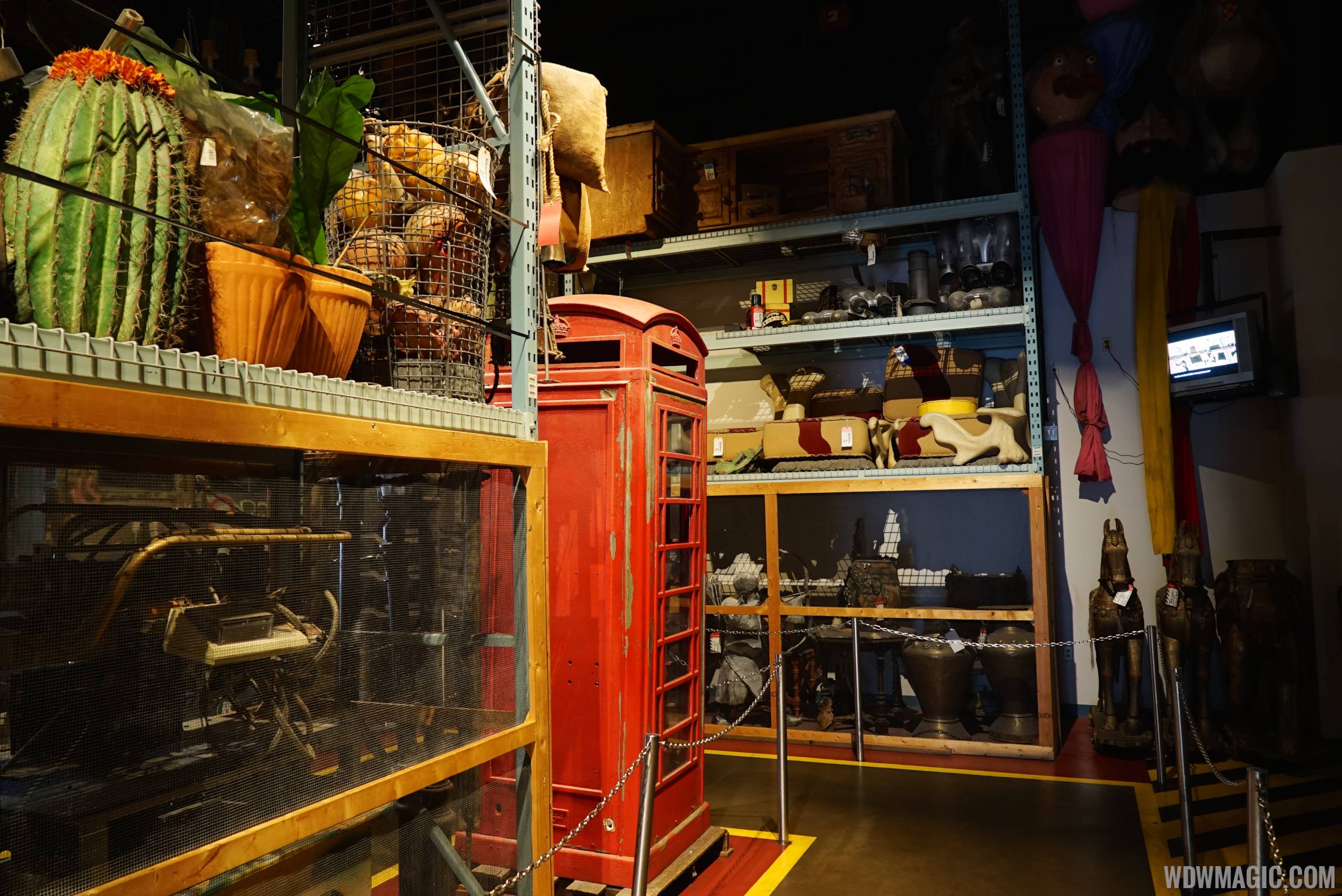 Studio Backlot Tour complete walkthrough - Photo 39 of 134