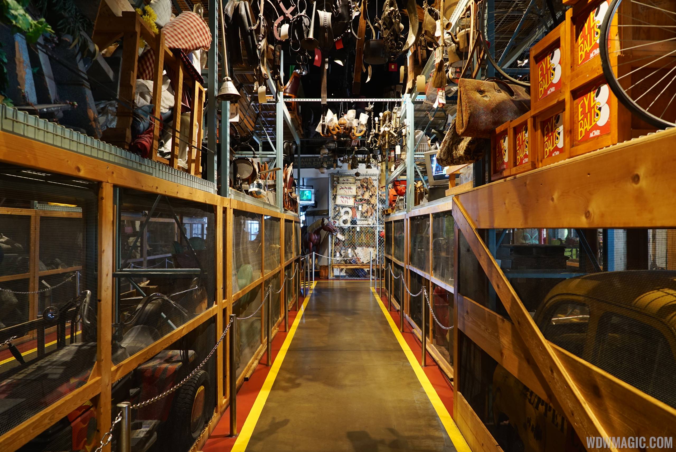 Studio Backlot Tour complete walkthrough - Photo 43 of 134