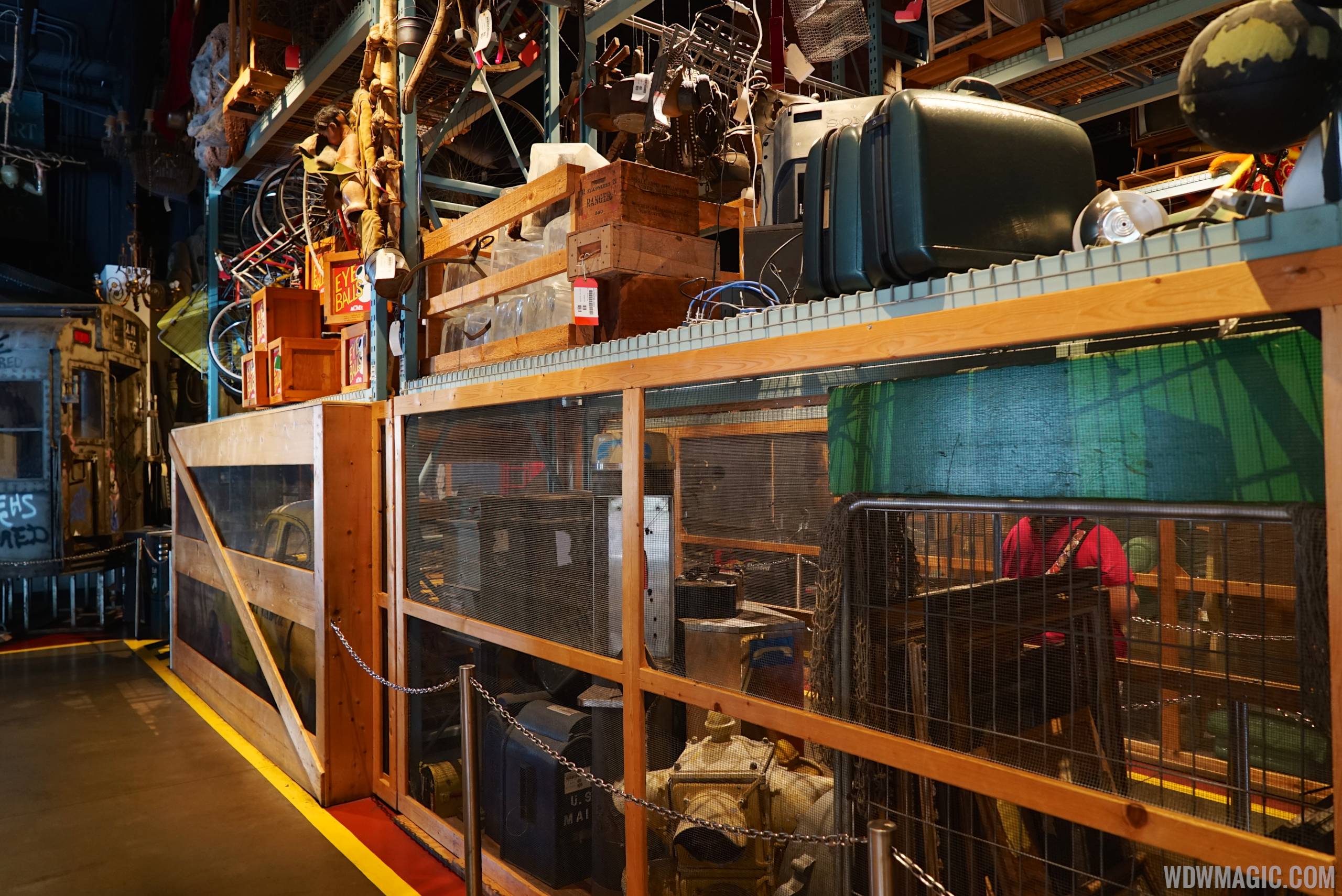 Studio Backlot Tour complete walkthrough - Photo 51 of 134