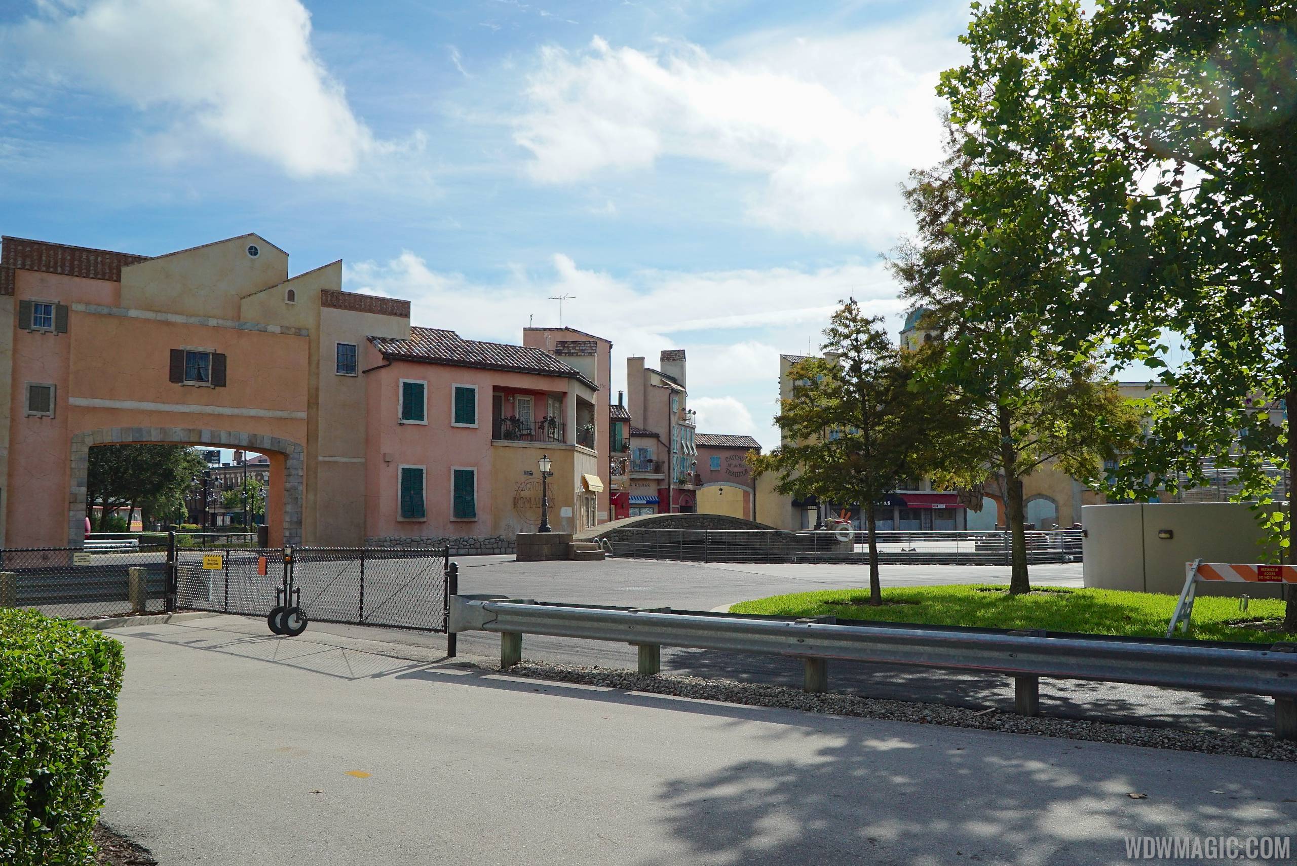 Studio Backlot Tour complete walkthrough - Photo 82 of 134