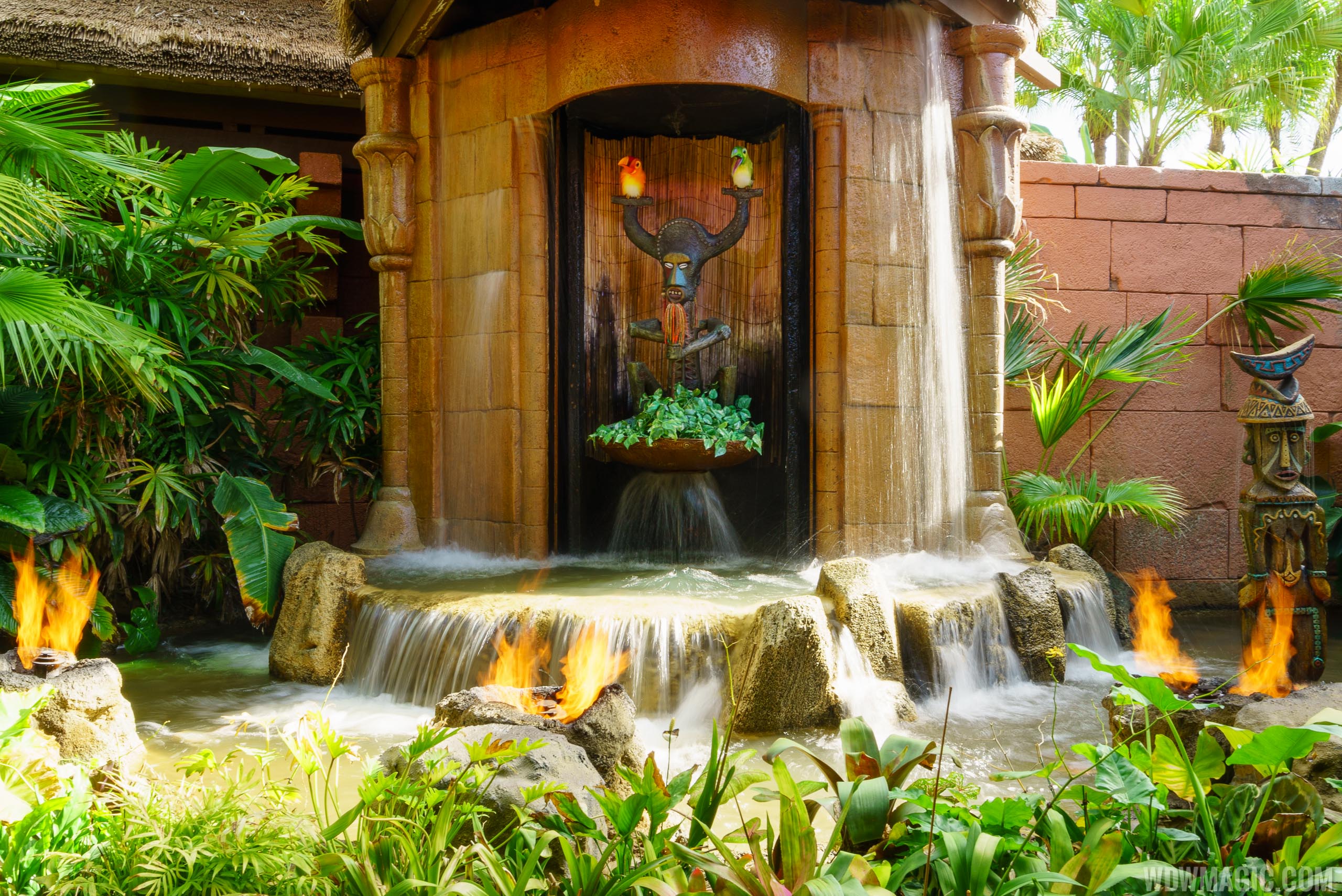 Walt Disney's Enchanted Tiki Room overview - Photo 6 of 18