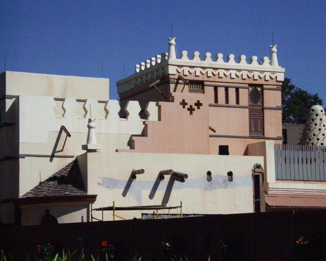 Aladdin construction - Photo 2 of 8