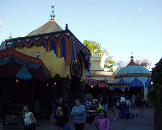 Aladdin construction - Photo 19 of 22