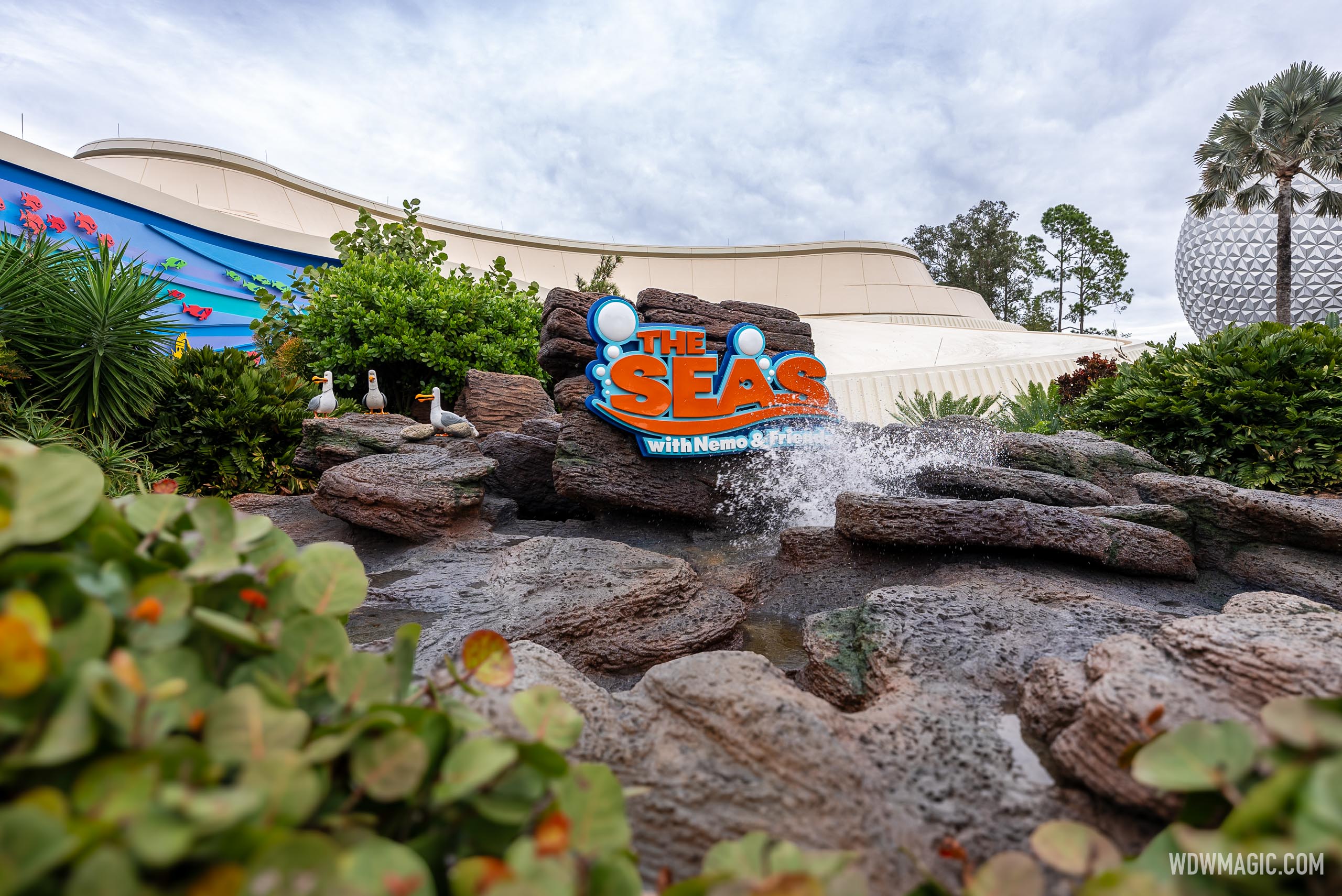 Marquee wave effect at Nemo and Friends pavilion - Photo 4 of 5