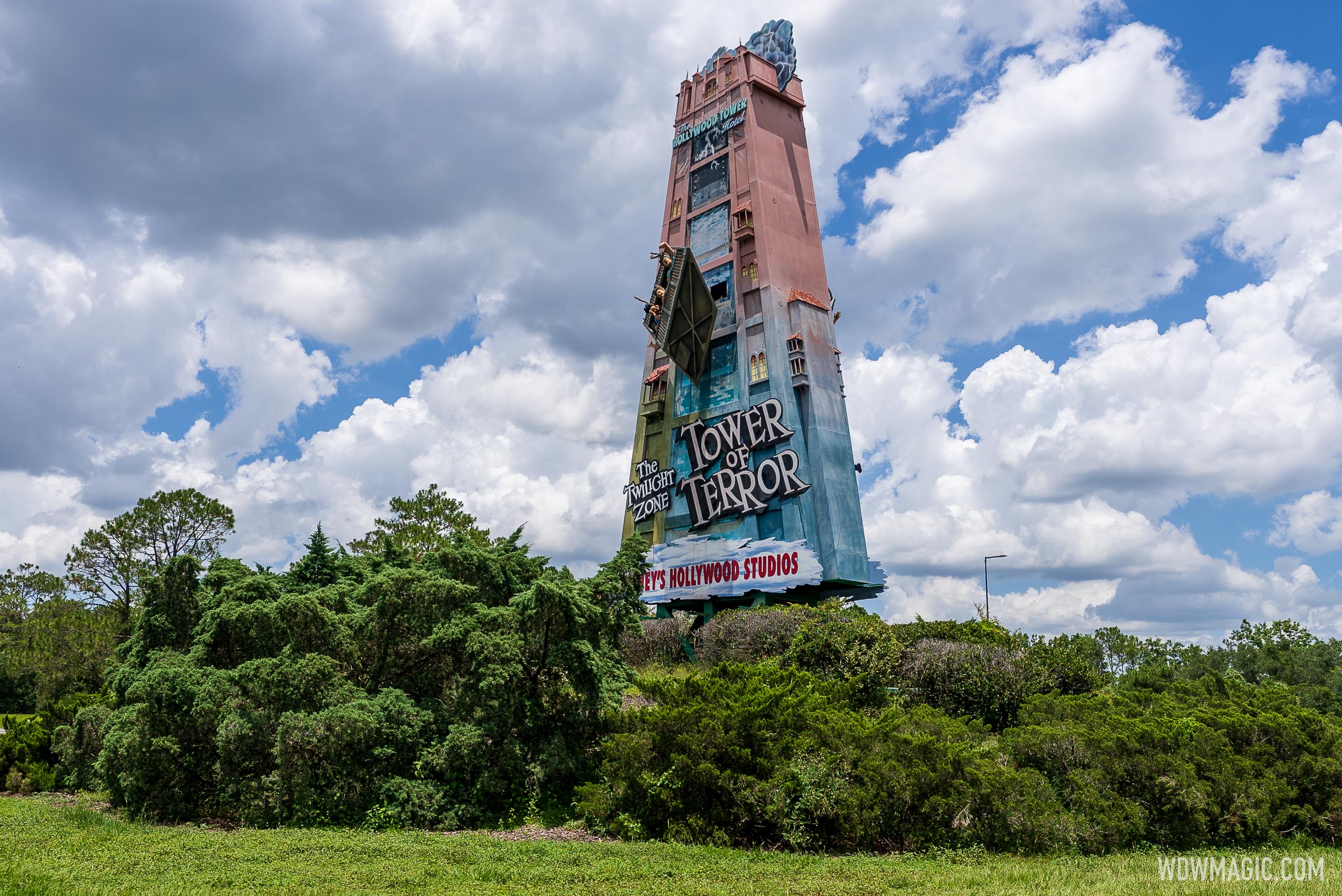 The Twilight Zone Tower of Terror billboard on World Drive - 2022 ...