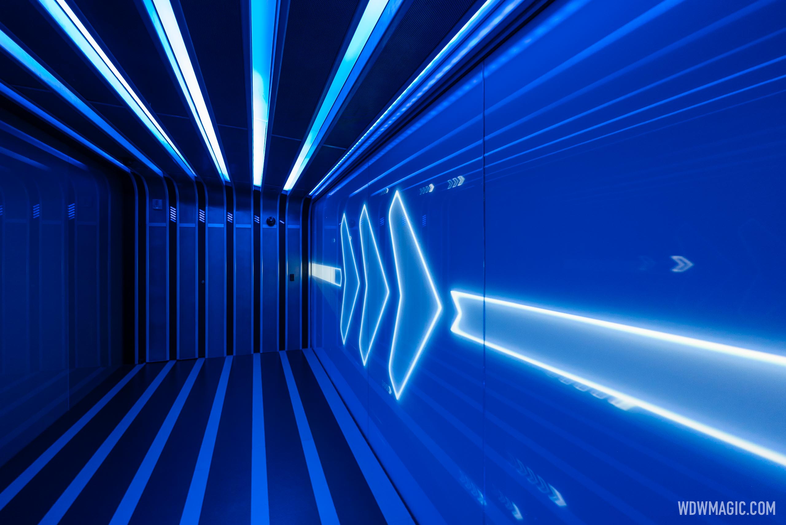 TRON Lightcycle Run overview - Photo 10 of 39