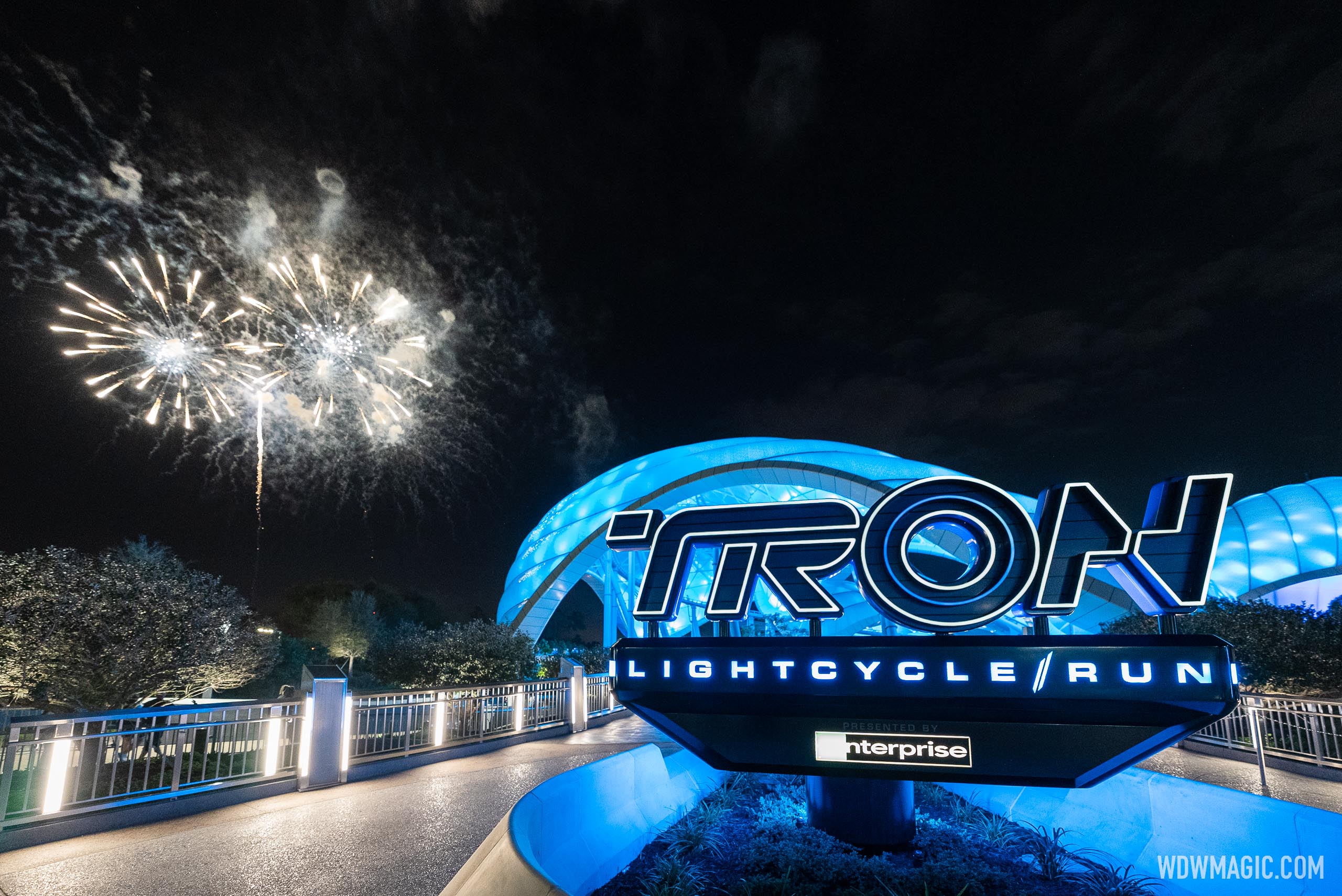 TRON Lightcycle Run overview - Photo 35 of 39