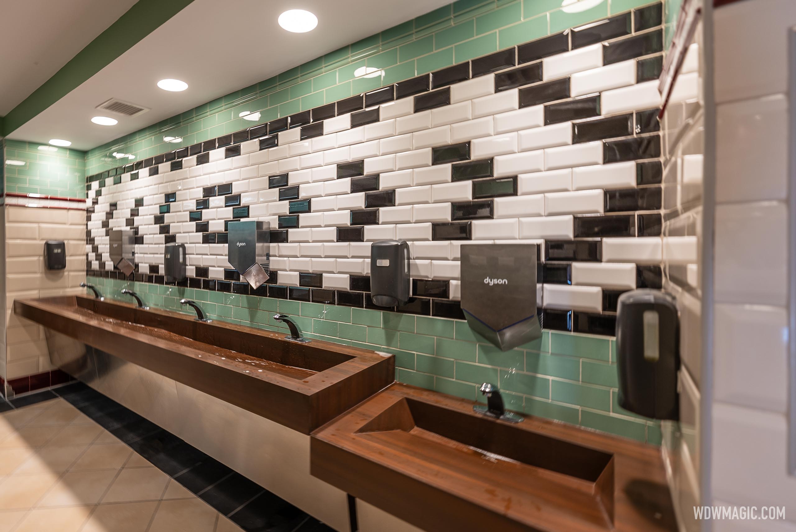 United Kingdom restrooms refurbishment completed - Photo 5 of 5