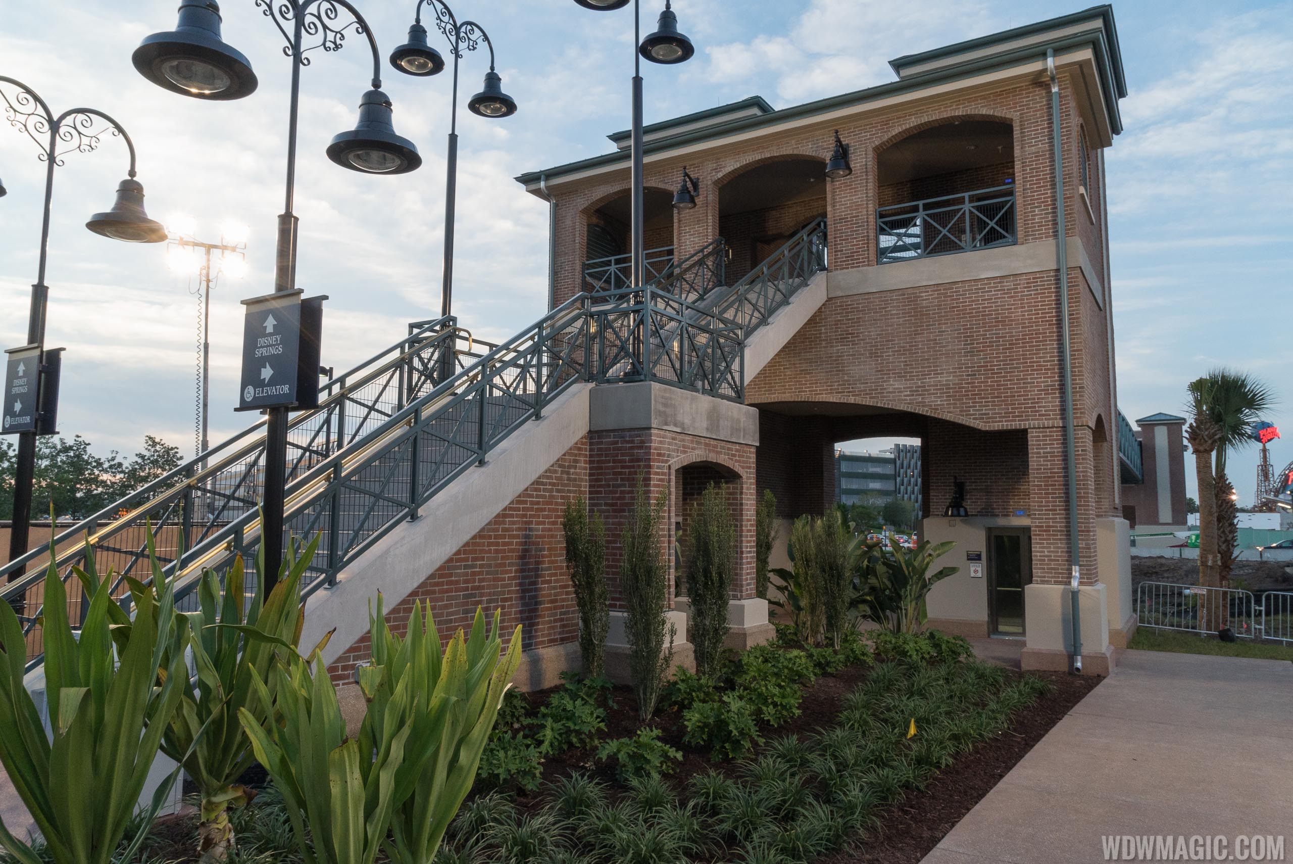 Disney Springs Buena Vista Drive Pedestrian Bridge soft open - Photo 10 ...