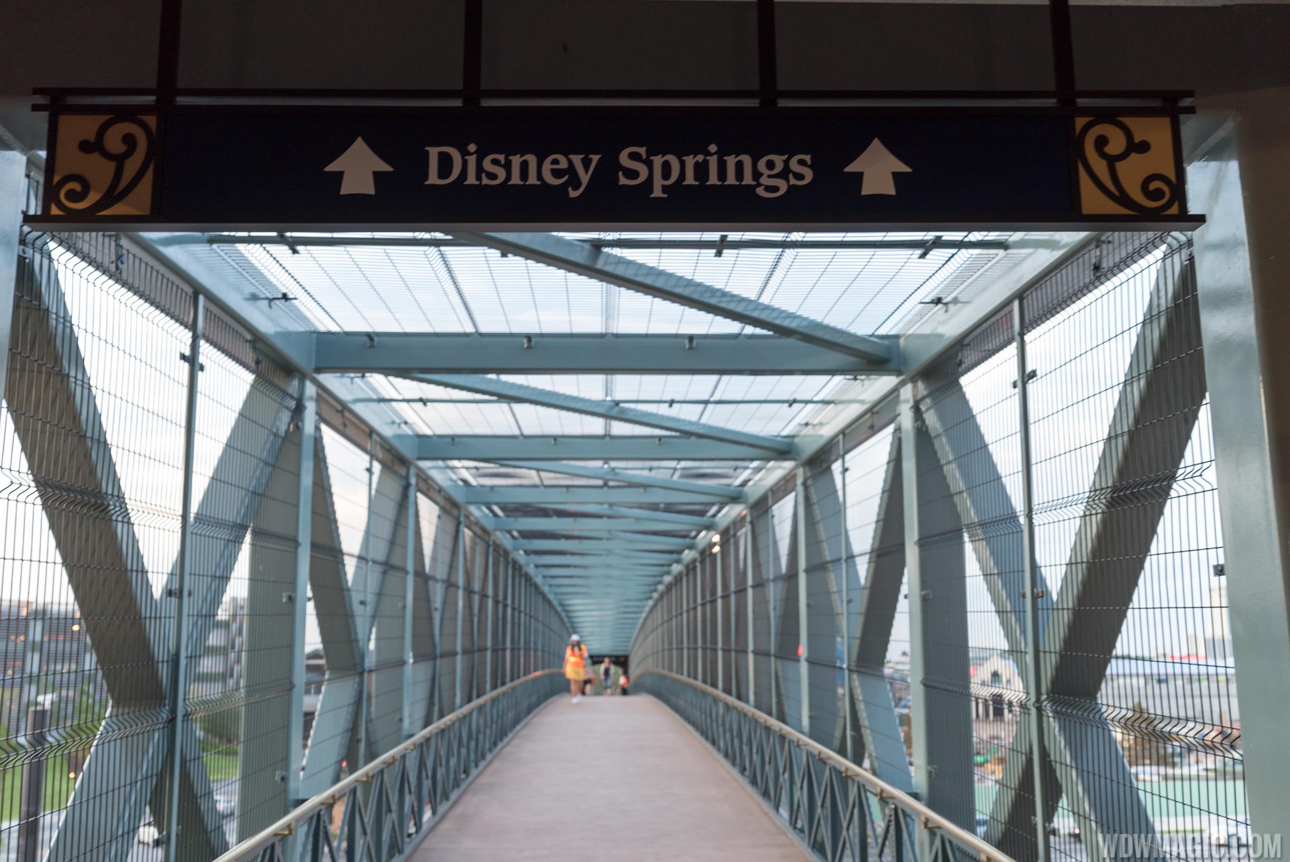 Disney Springs Buena Vista Drive Pedestrian Bridge soft open - Photo 14 ...