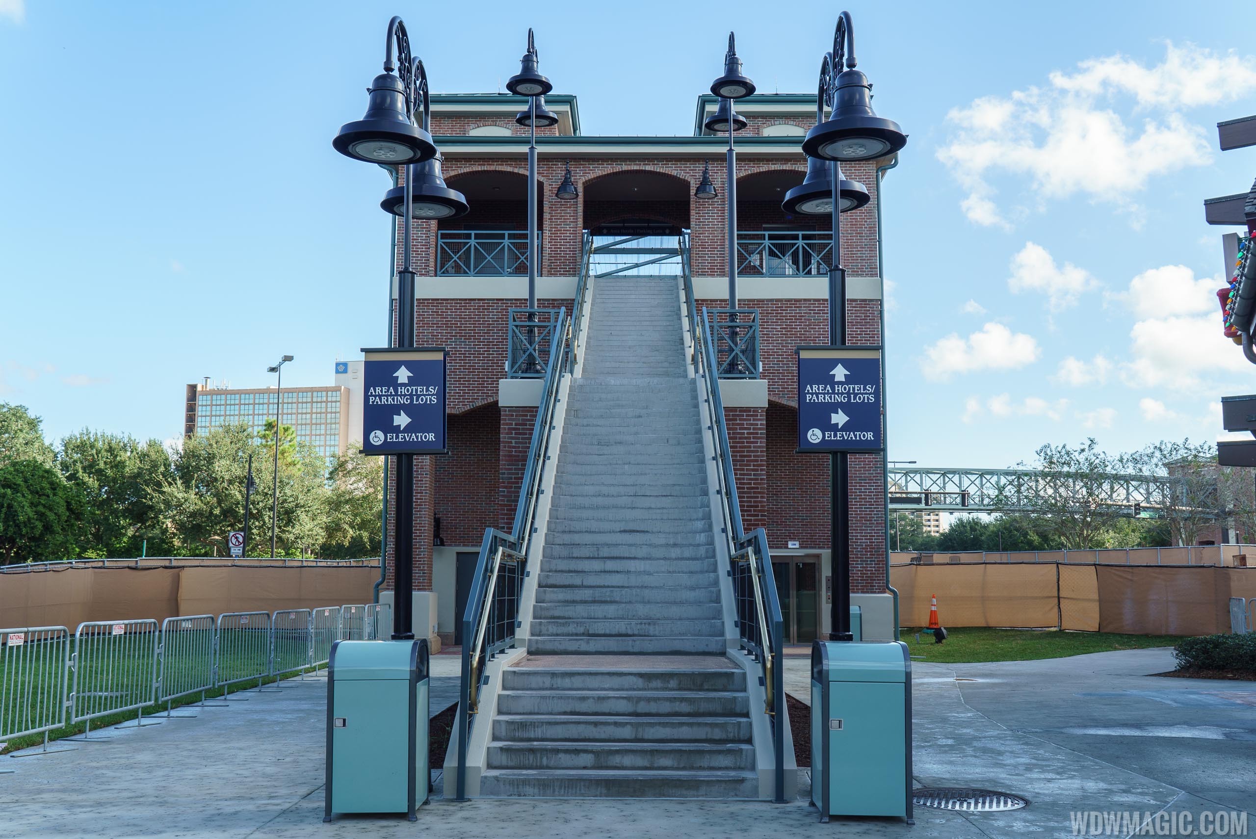 PHOTOS - Second Disney Springs pedestrian bridge opens to guests