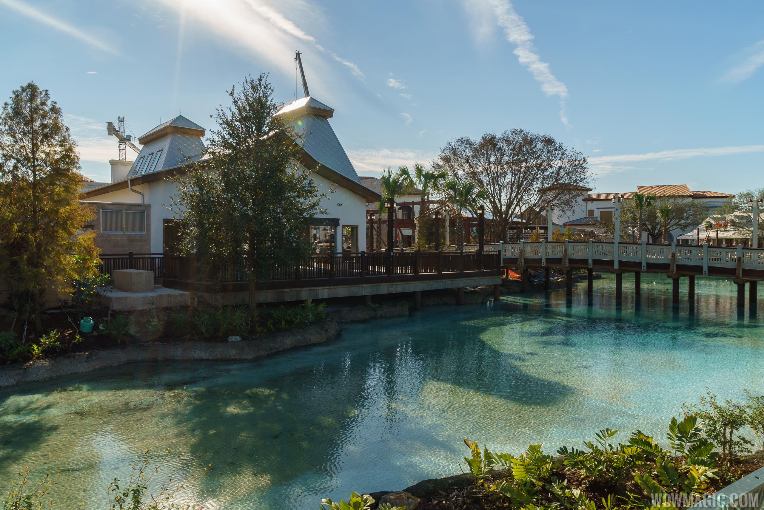 Disney Springs Let's Take A Look At The New Corkcicle Kiosk At Disney