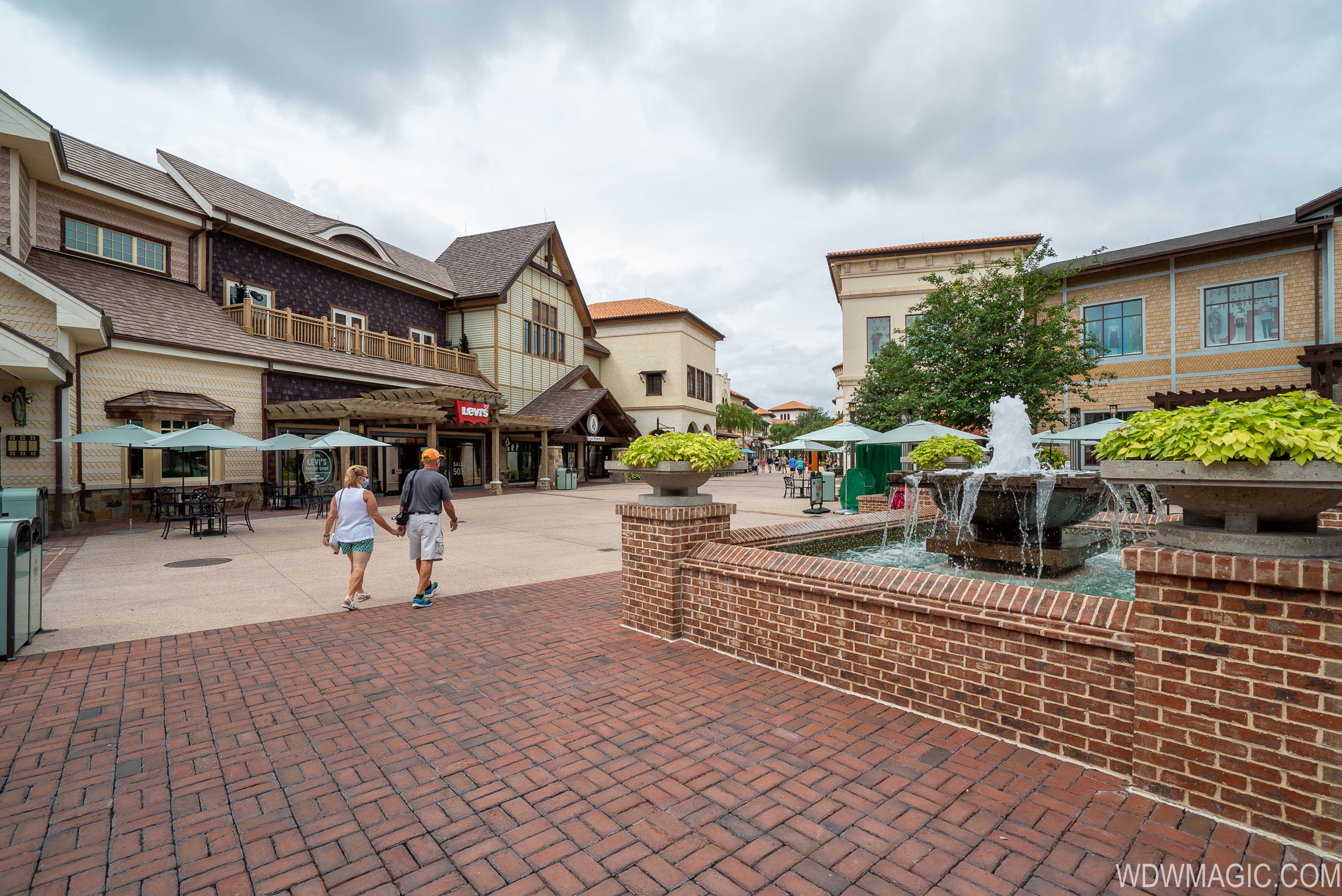 Once Upon A Toy reopening and Disney Springs walk around - Photo 12 of 14