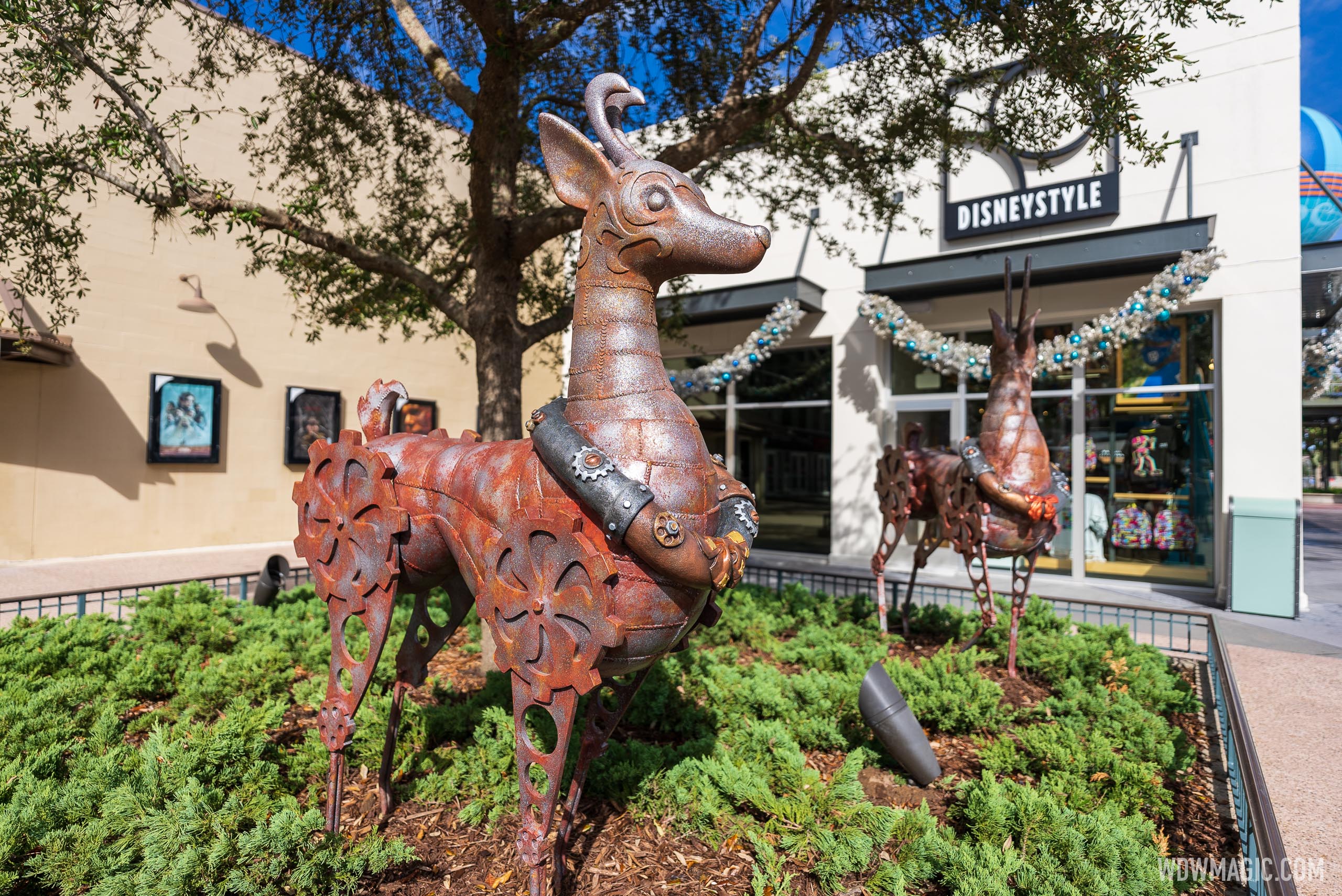 Disney Springs Christmas holiday decor 2021 - Photo 44 of 53