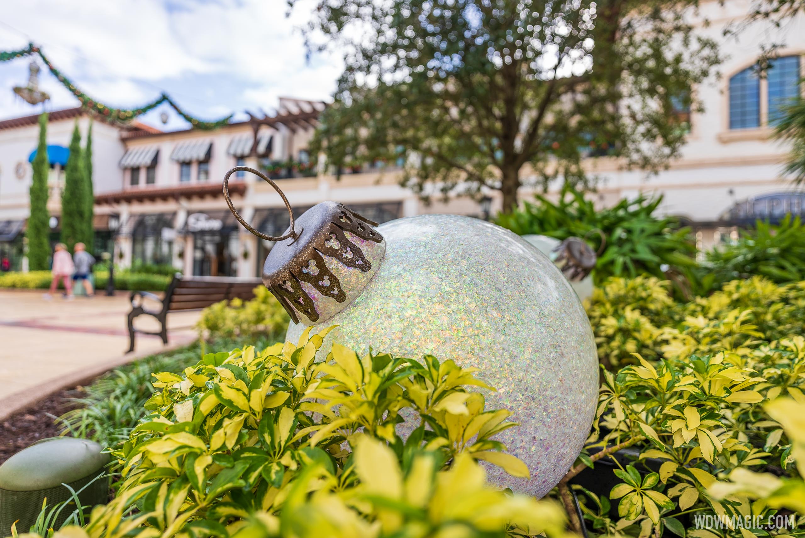 Disney Springs Christmas holiday decor 2021 - Photo 13 of 53