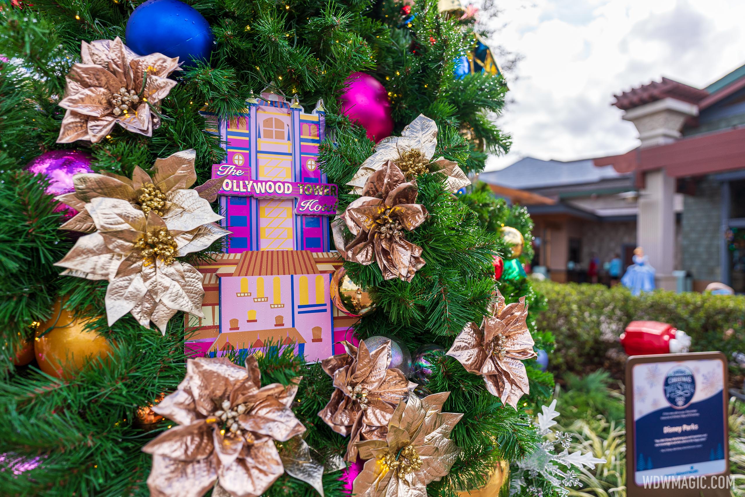 Disney Springs Christmas holiday decor 2021 - Photo 50 of 53