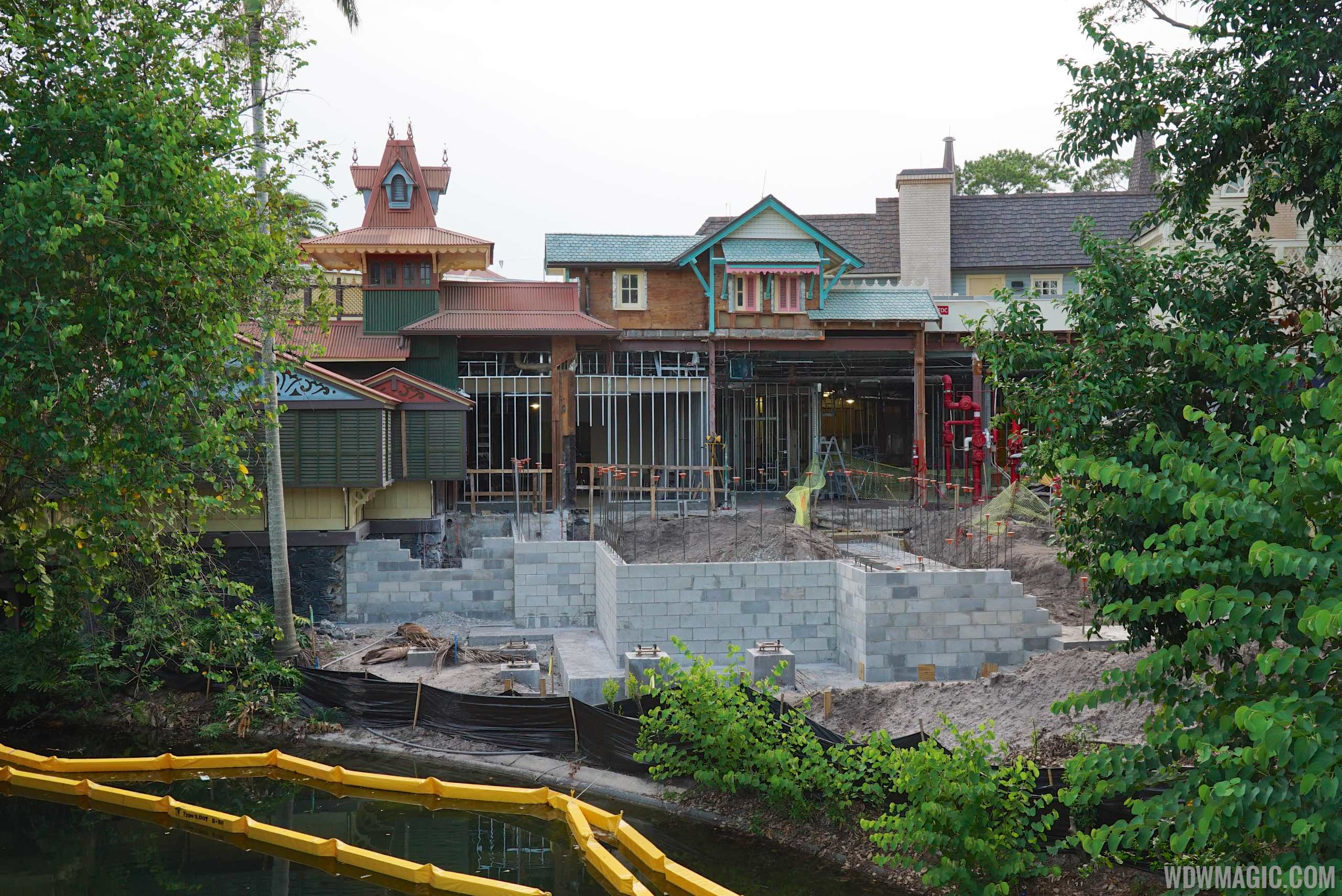 Adventureland Veranda construction - Photo 2 of 3