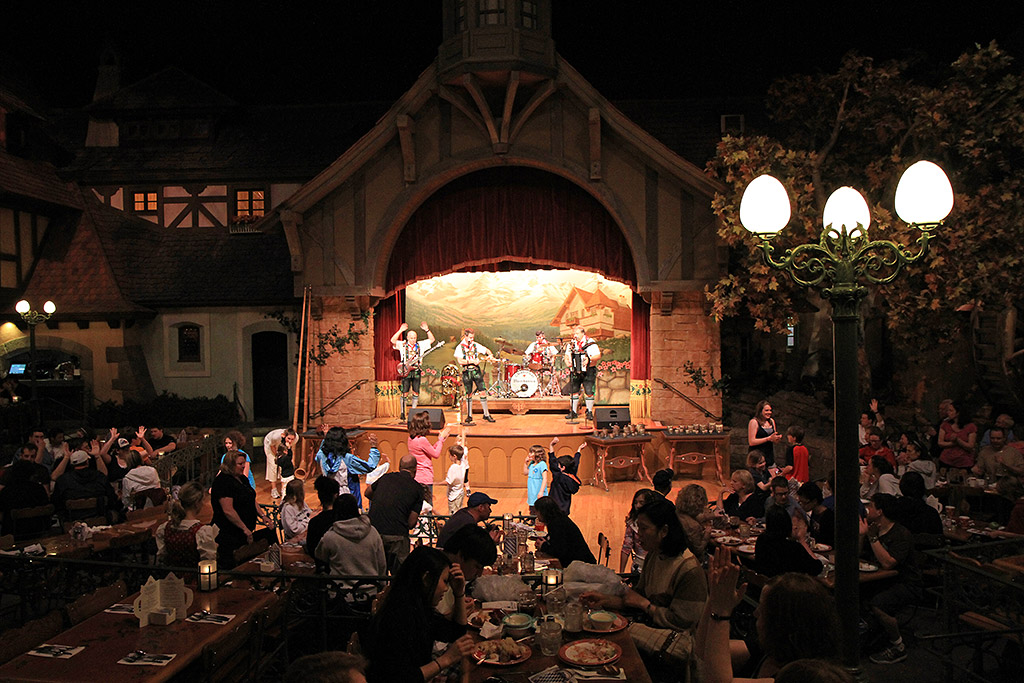 Biergarten dining room and entertainment