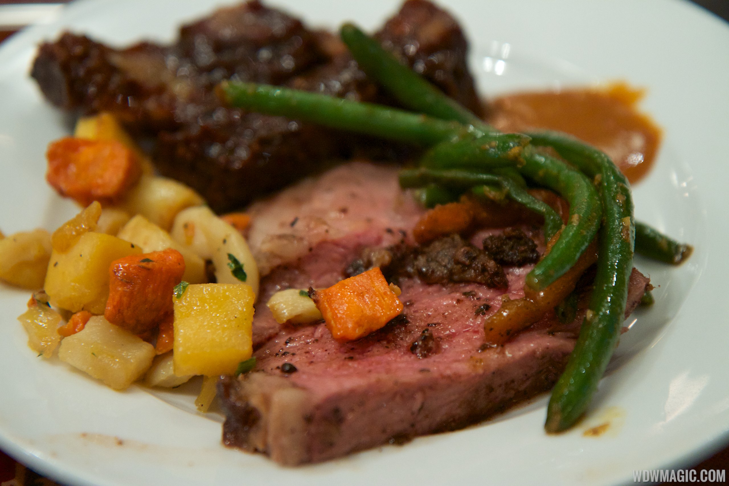 Boma Dinner Photo 32 Of 37