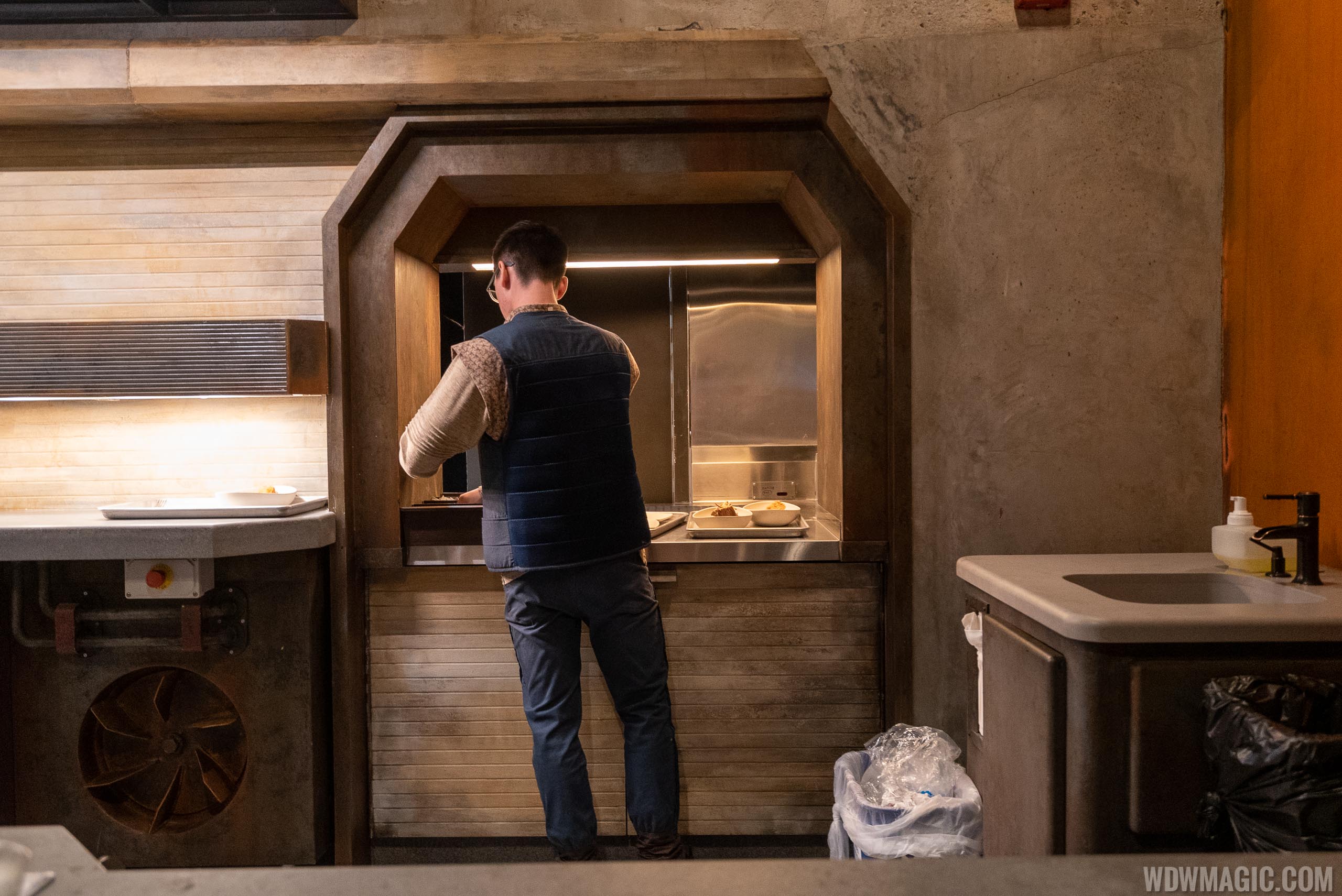 Docking Bay 7 Food and Cargo - Overview and food - Photo 16 of 21