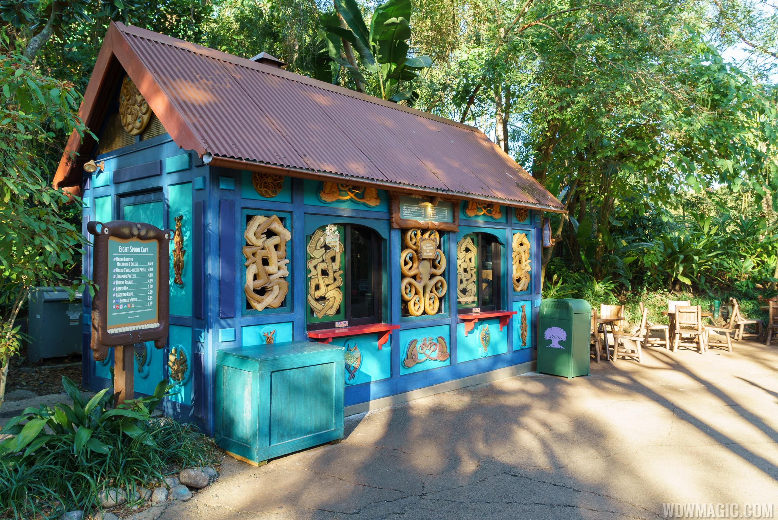 Eight Spoon Cafe Snack Menu - June 2022 | WDWMAGIC