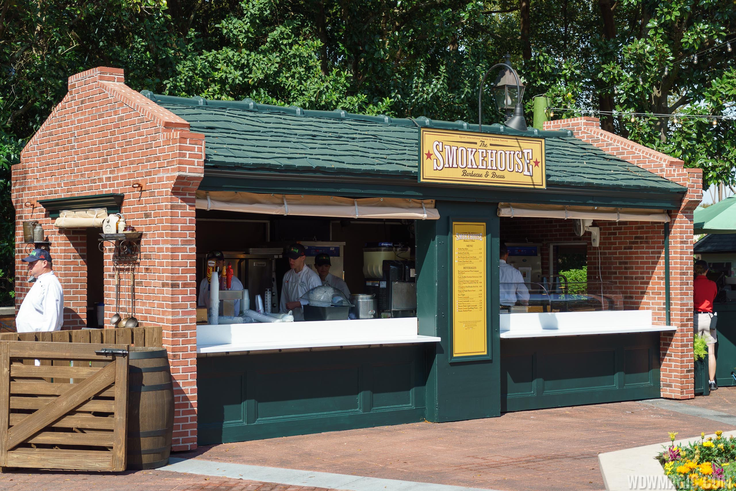 Flower and Garden Festival Outdoor Kitchen - The Smokehouse Photos