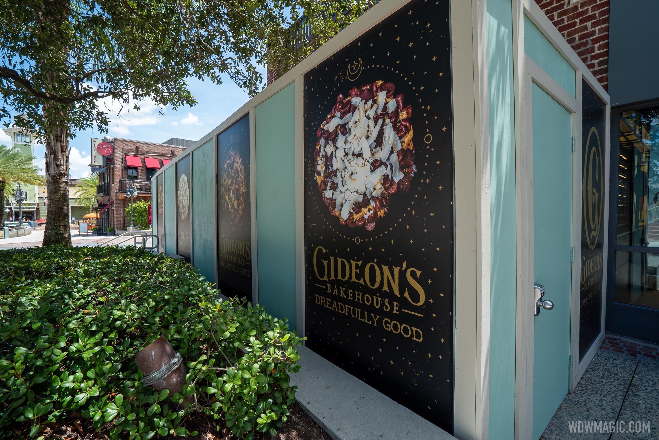 PHOTOS - Gideon's Bakehouse to be set inside Lindwurm Bookseller ...