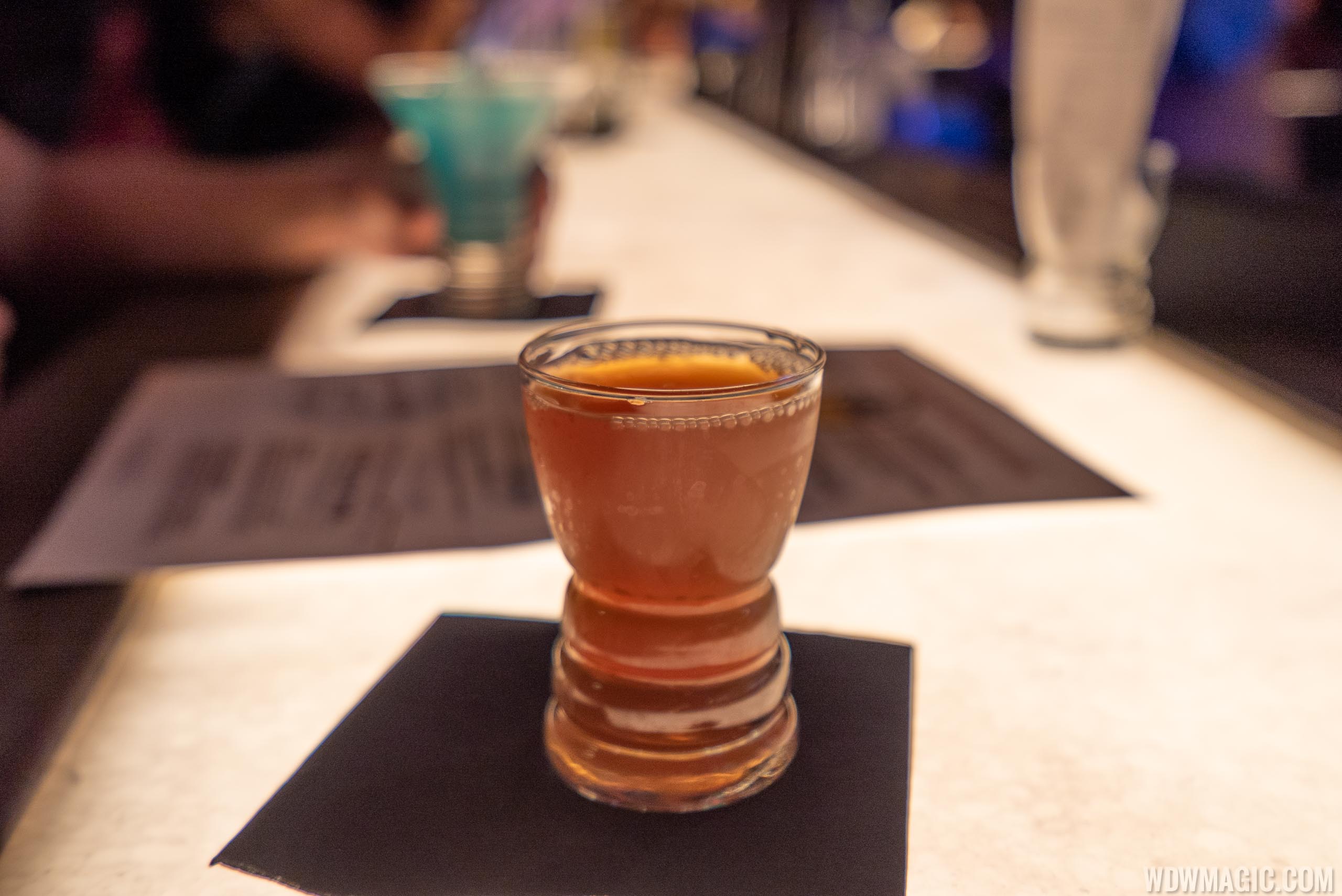 REVIEW - Oga's Cantina in Star Wars Galaxy's Edge at Disney's Hollywood ...