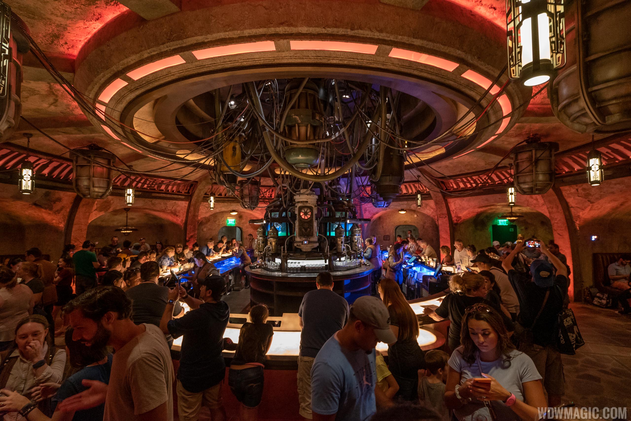 REVIEW Oga s Cantina In Star Wars Galaxy s Edge At Disney s Hollywood REVIEW Oga s Cantina In Star Wars Galaxy s Edge At Disney s Hollywood