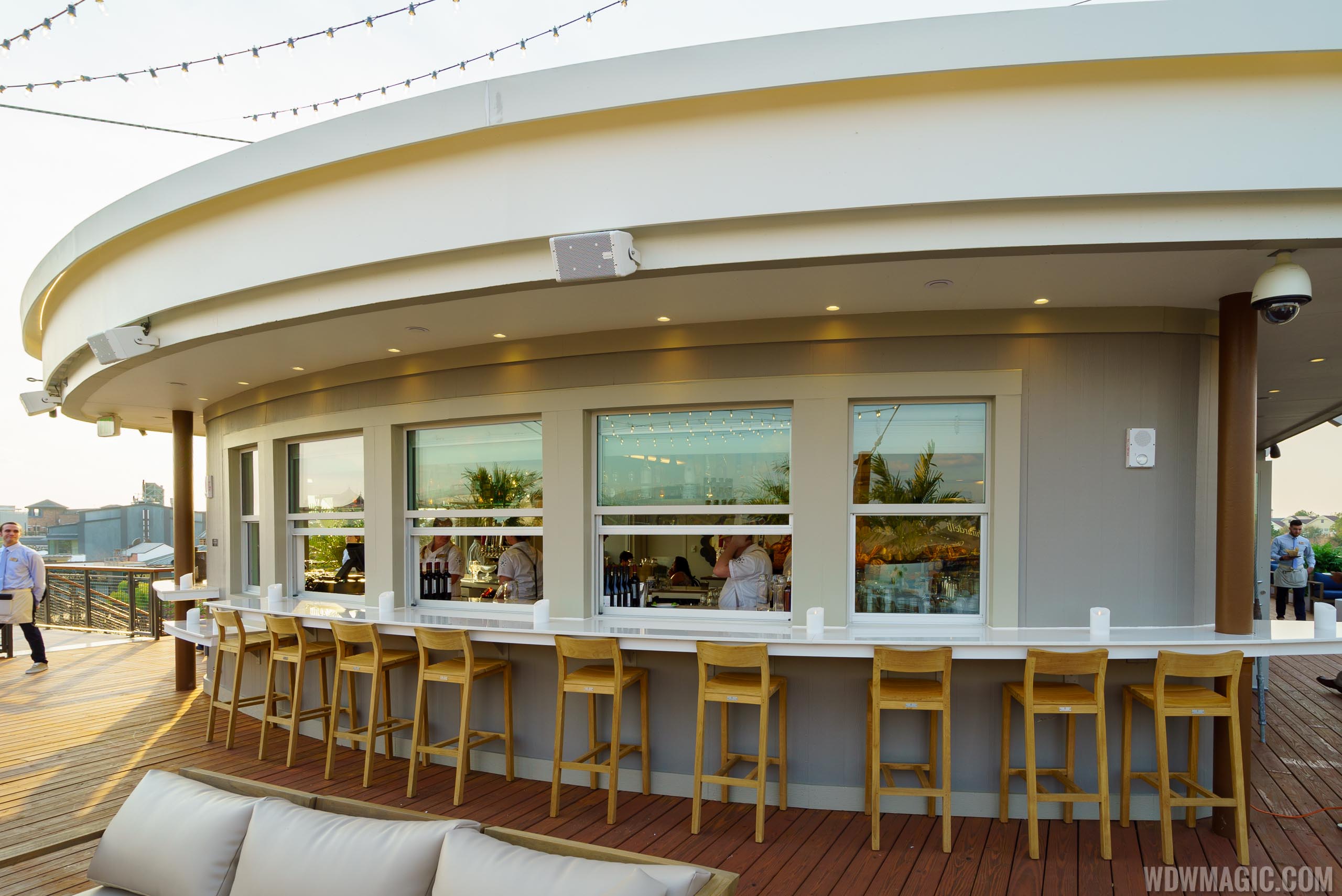 PHOTOS - Tour the new Paddlefish restaurant, now open at Disney Springs