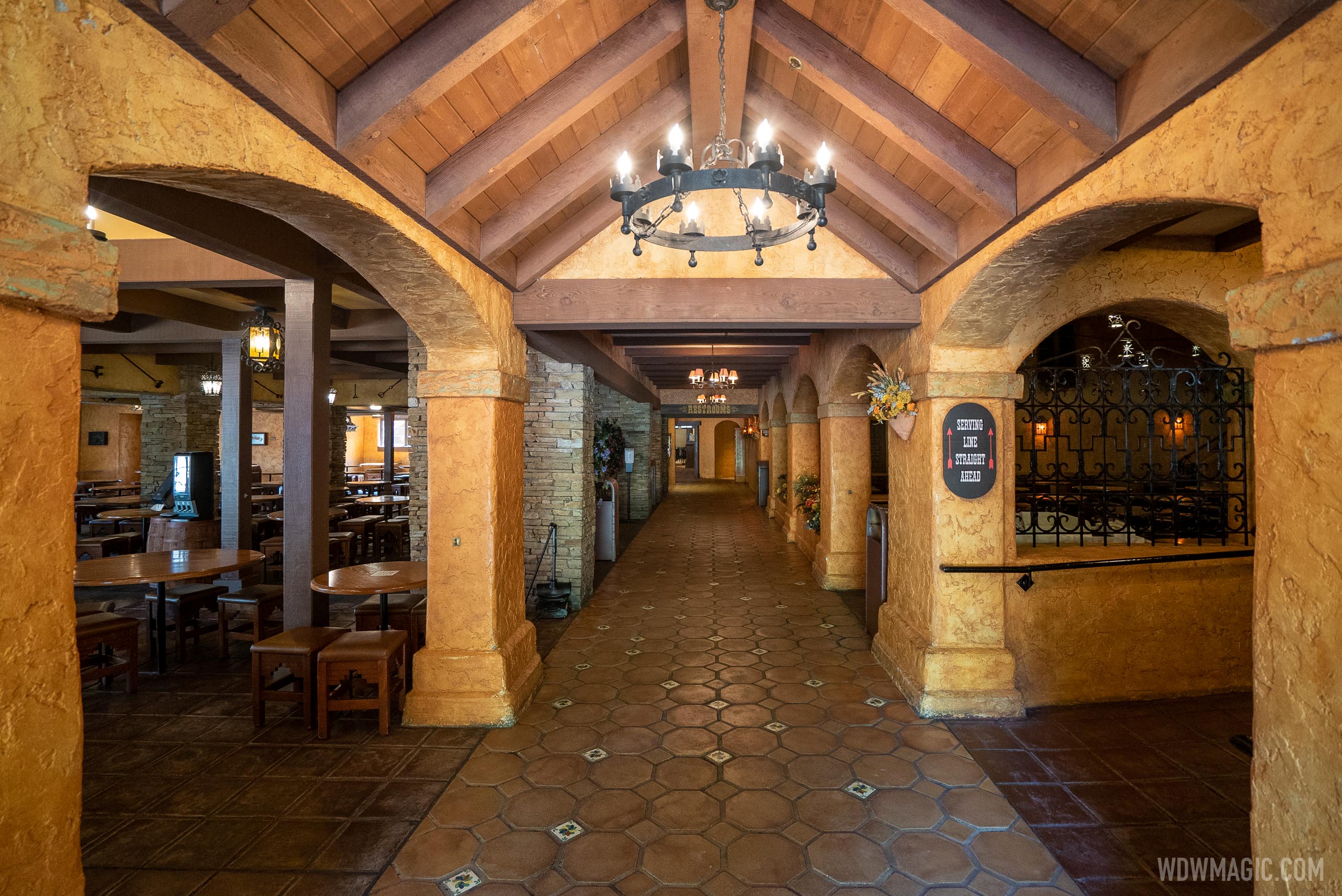 Pecos Bill Cafe Lunch And Dinner Menu - August 2022 | WDWMAGIC