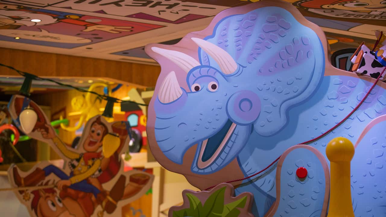 New Disney video gives a detailed look inside the new Roundup Rodeo BBQ ...