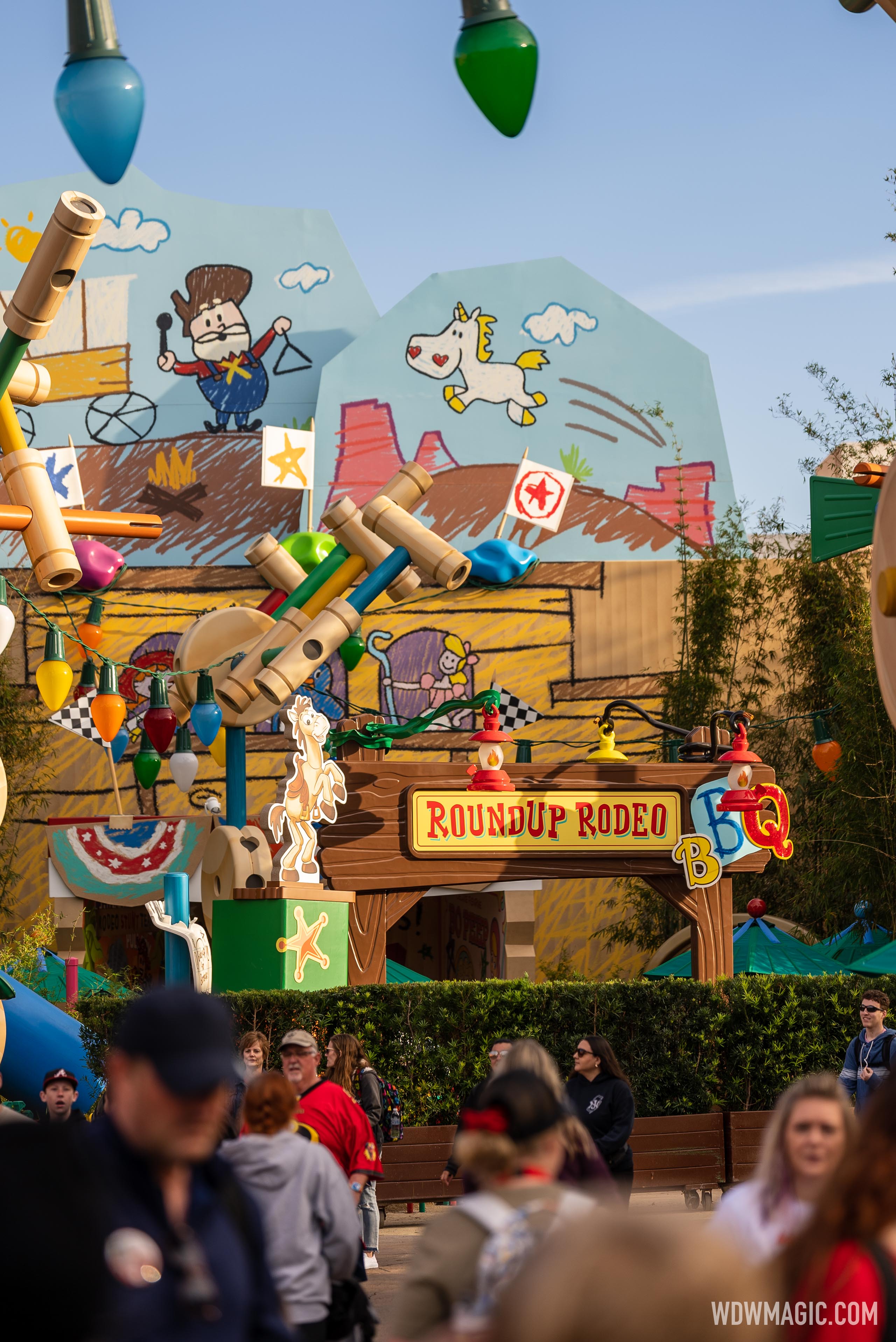 Marquee uncovered at Roundup Rodeo BBQ - Photo 4 of 7