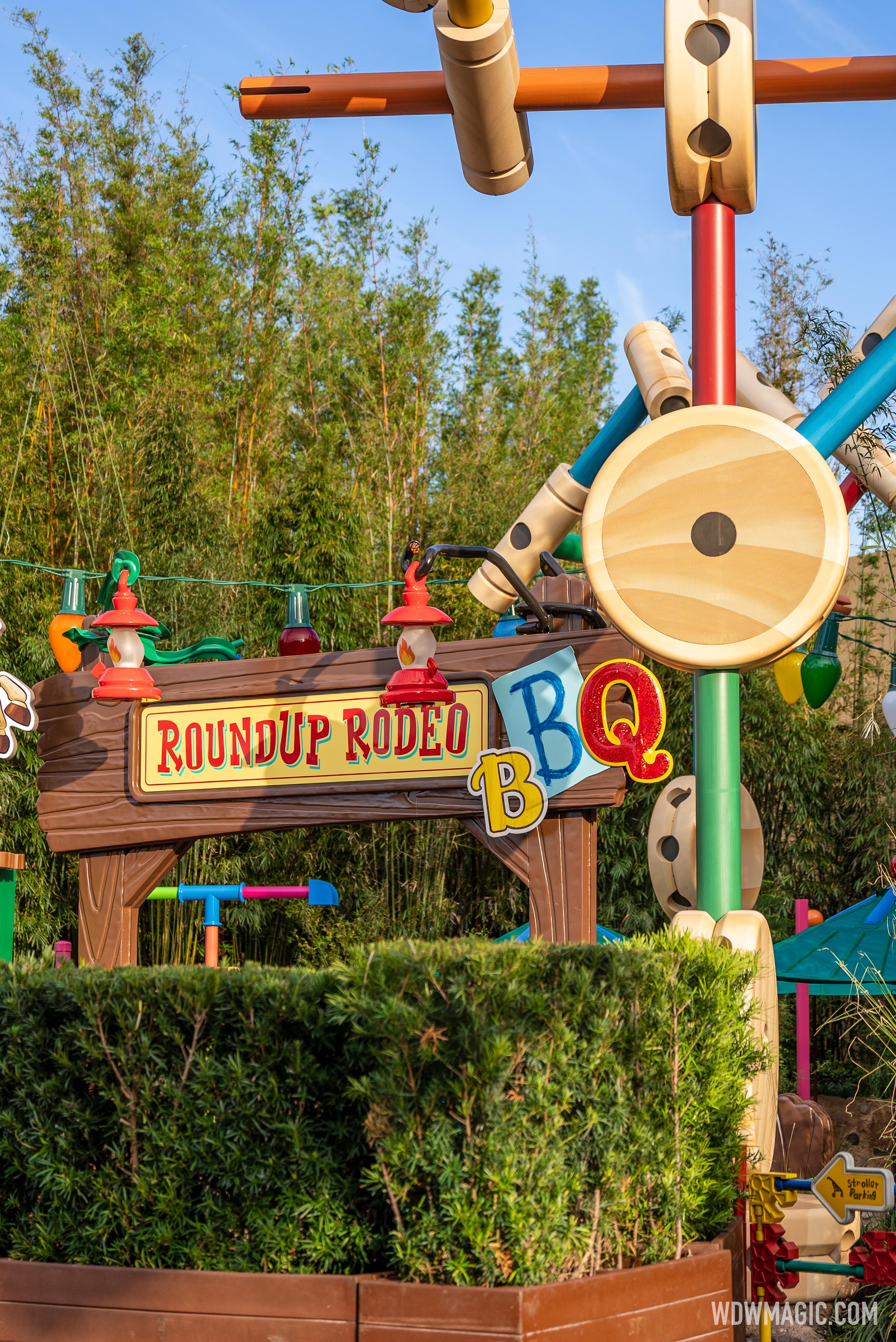 Marquee uncovered at Roundup Rodeo BBQ - Photo 7 of 7