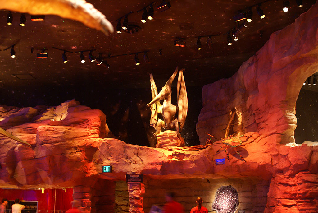 Inside T-Rex - Photo 8 of 32