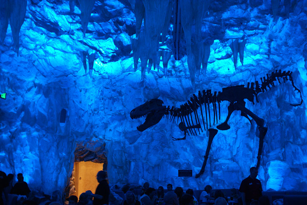 Inside T-Rex - Photo 9 of 32