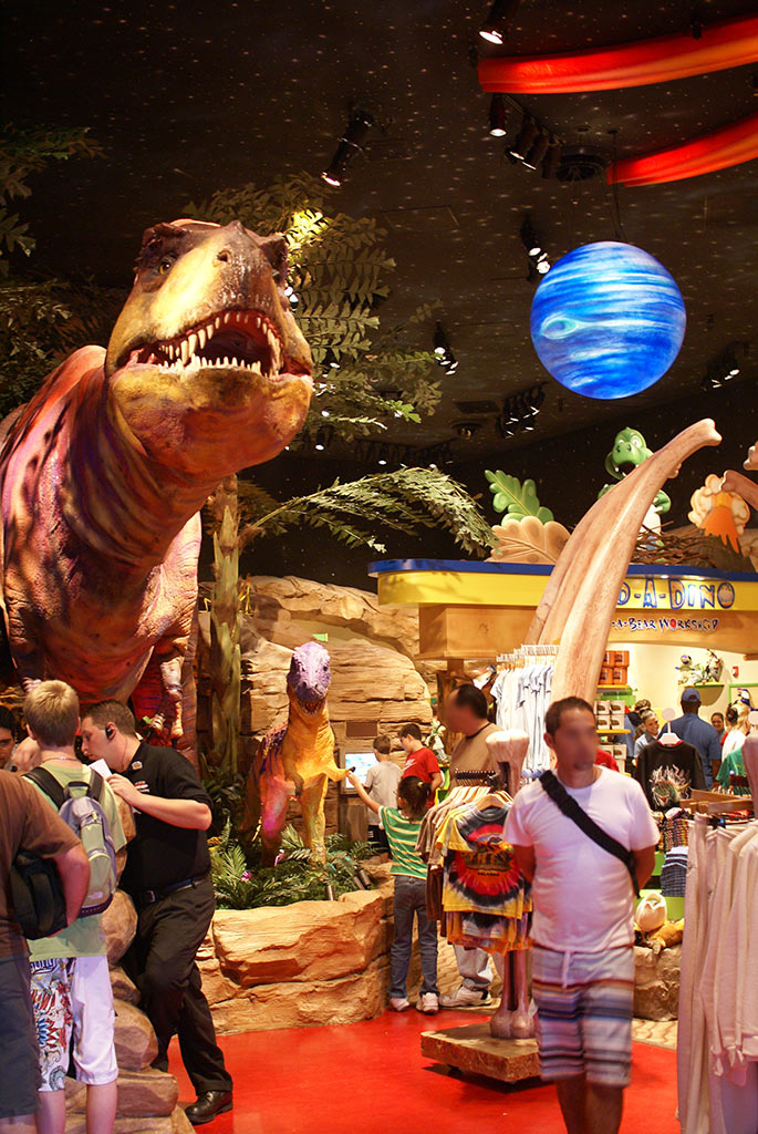 Inside T-Rex - Photo 15 of 32