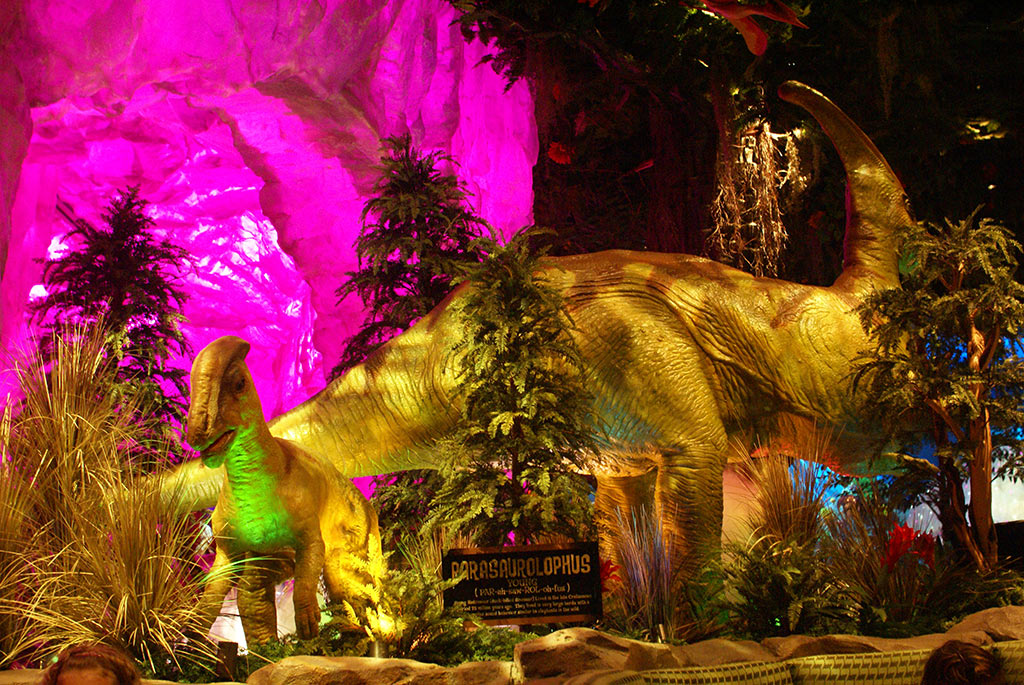 Inside T-Rex - Photo 24 of 32