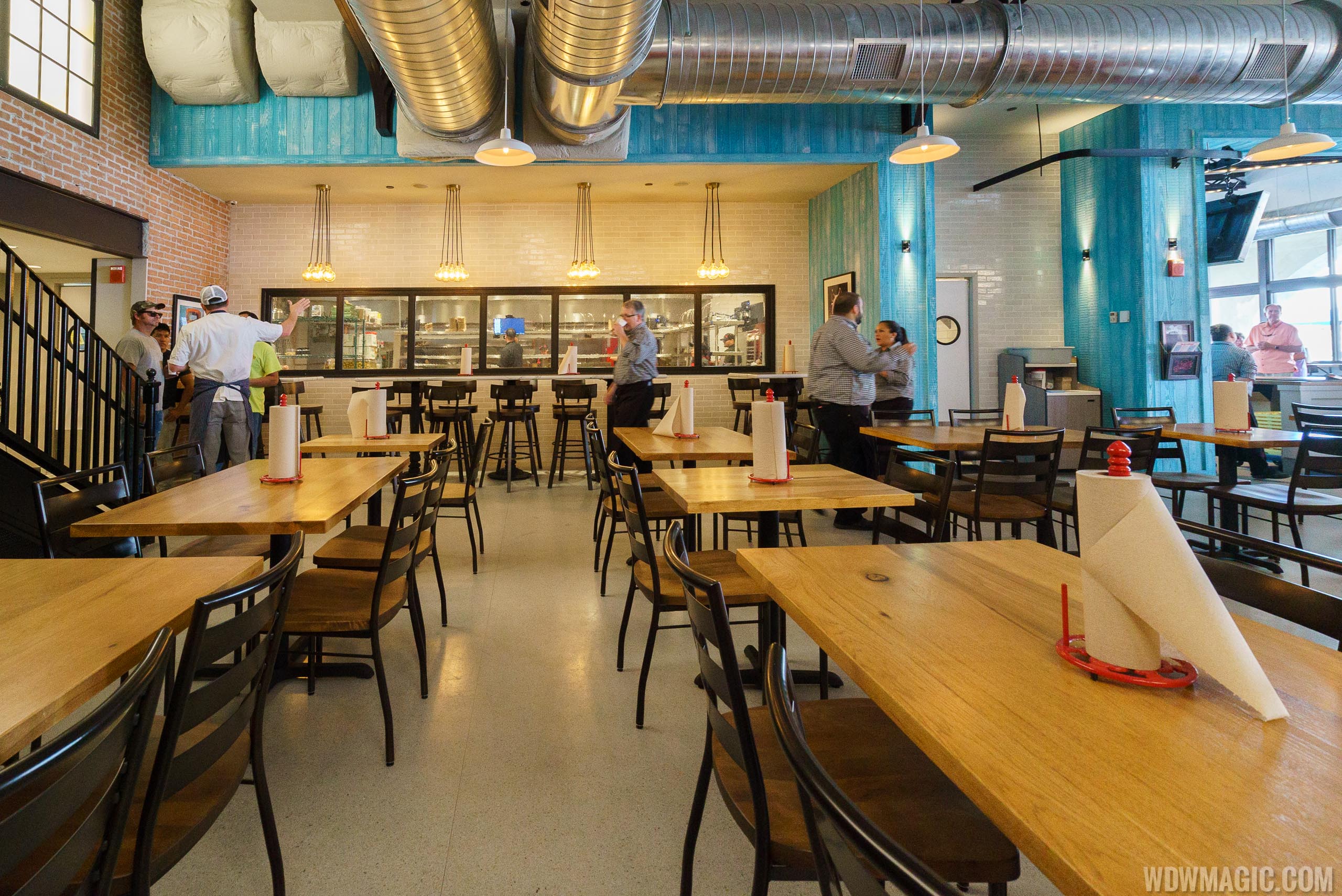 REVIEW - The Polite Pig brings modern BBQ to Disney Springs