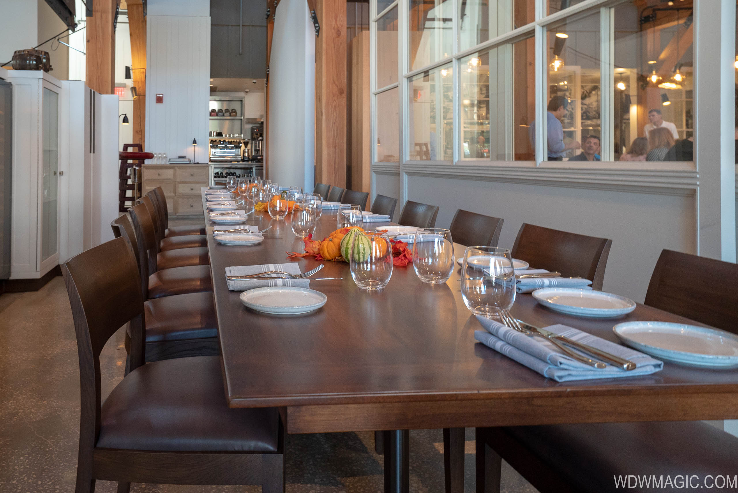 Wolfgang Puck Bar and Grill overview - Photo 14 of 16