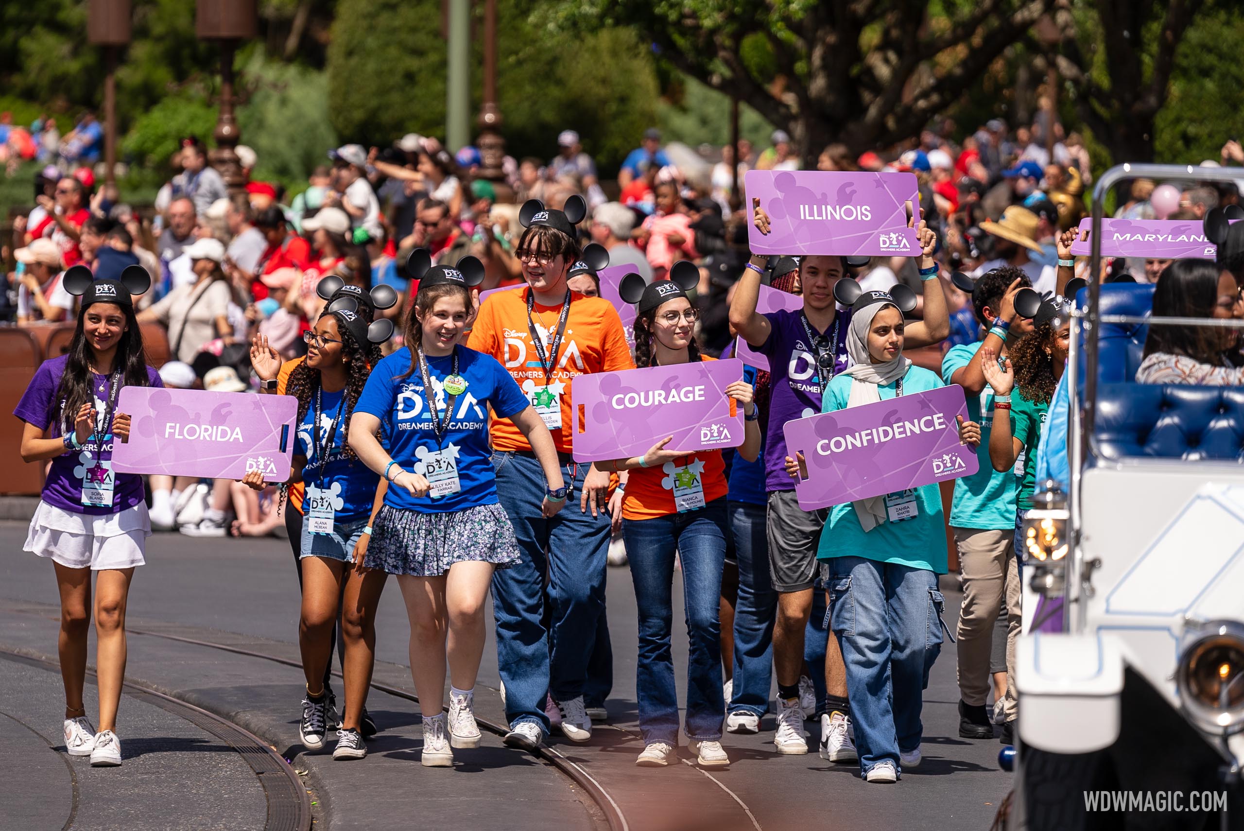 Disney+ star Dara Reneé joins the Disney Dreamers Academy in a special ...